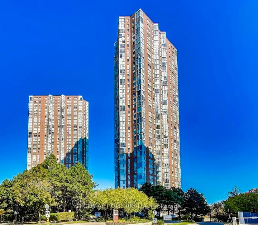 2910 - 5 Concorde Place, Toronto, ON M3C 3M8