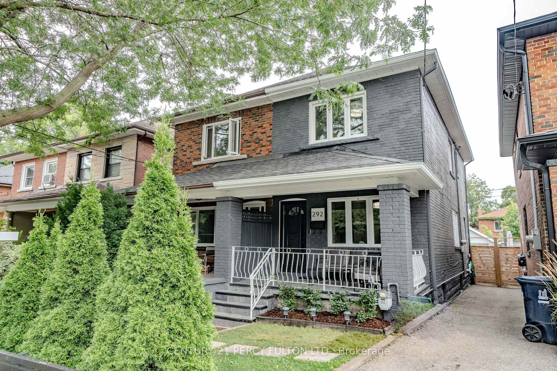 292 Arlington Avenue, Toronto, ON M6C 2Z7