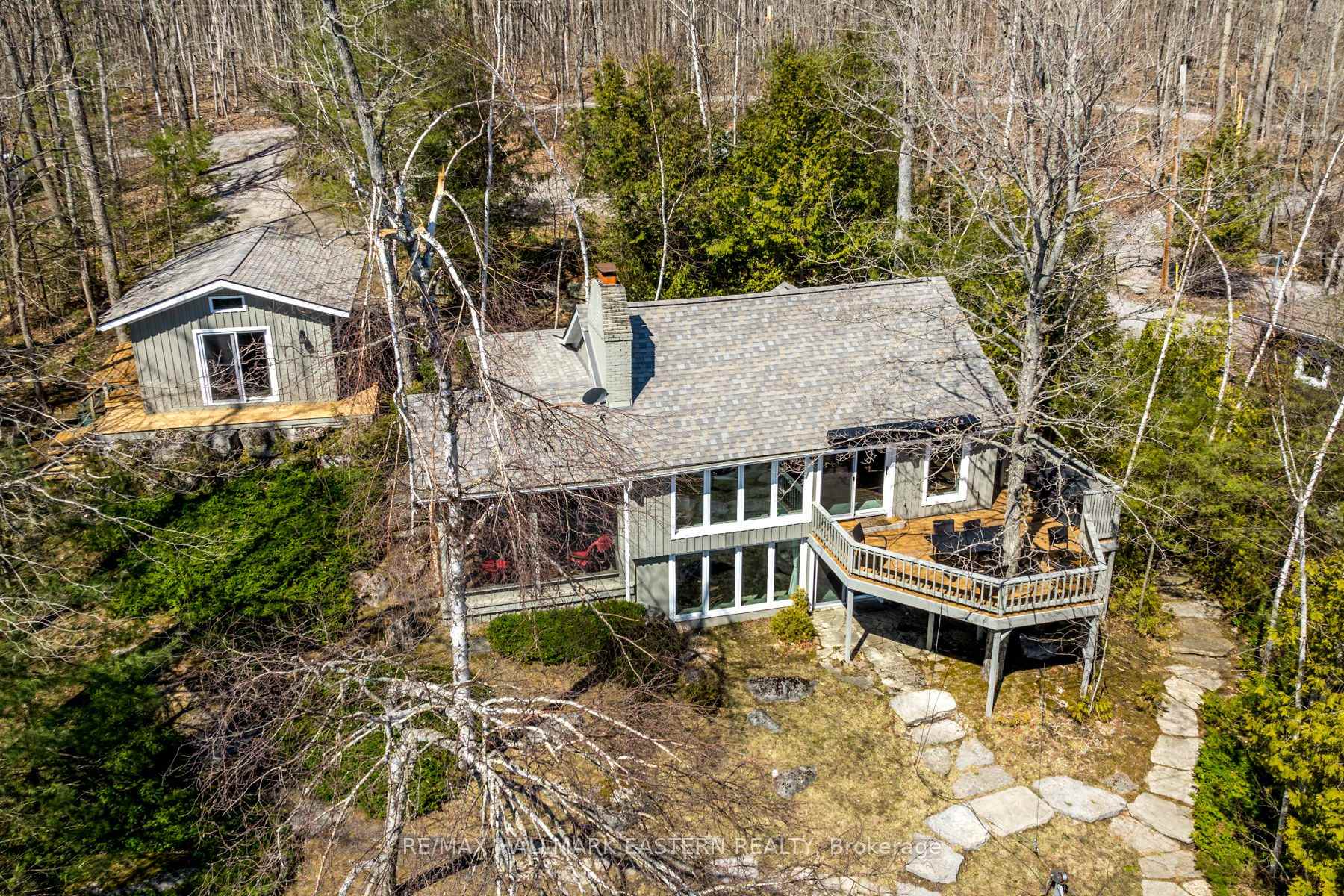 2931 Pearson Lane, Selwyn, ON K0L 2H0