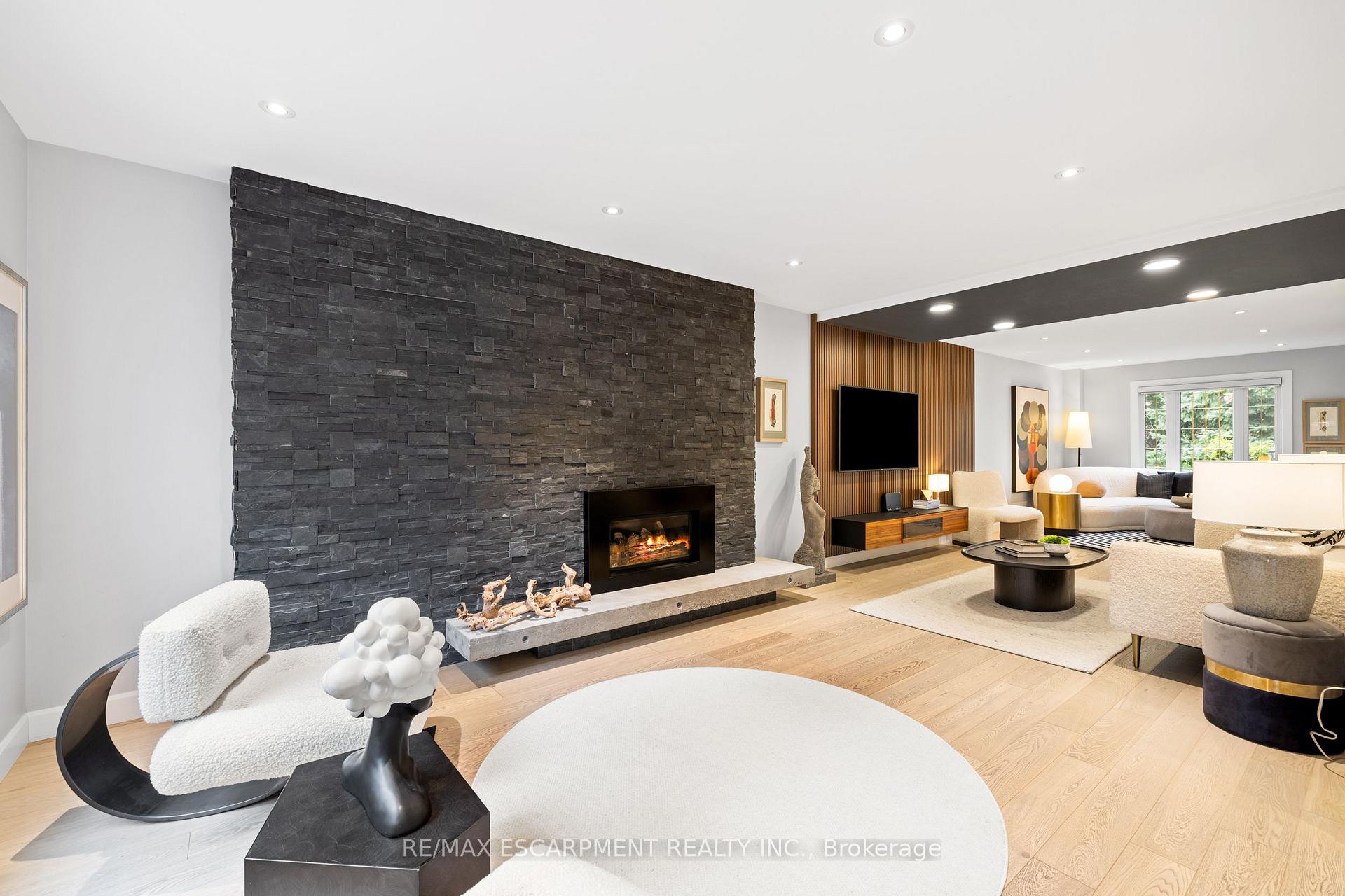 2939 Harvey Crescent, Mississauga, ON L5L 4V9