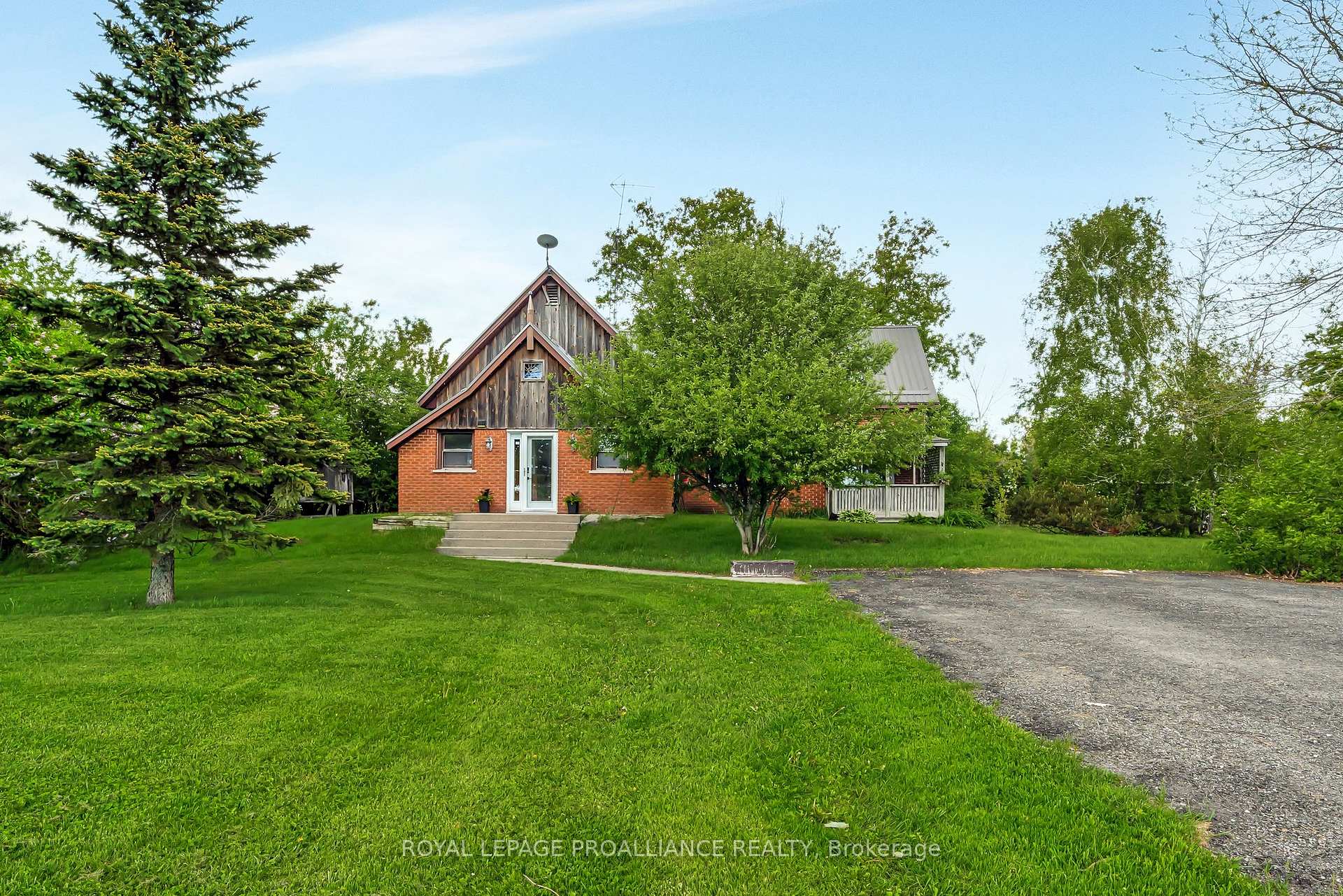 294 English Settlement Road, Quinte West, ON K8V 5P7