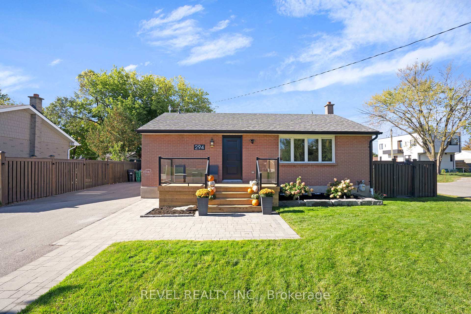 294 Henderson Street, Caledon, ON L7E 4X8