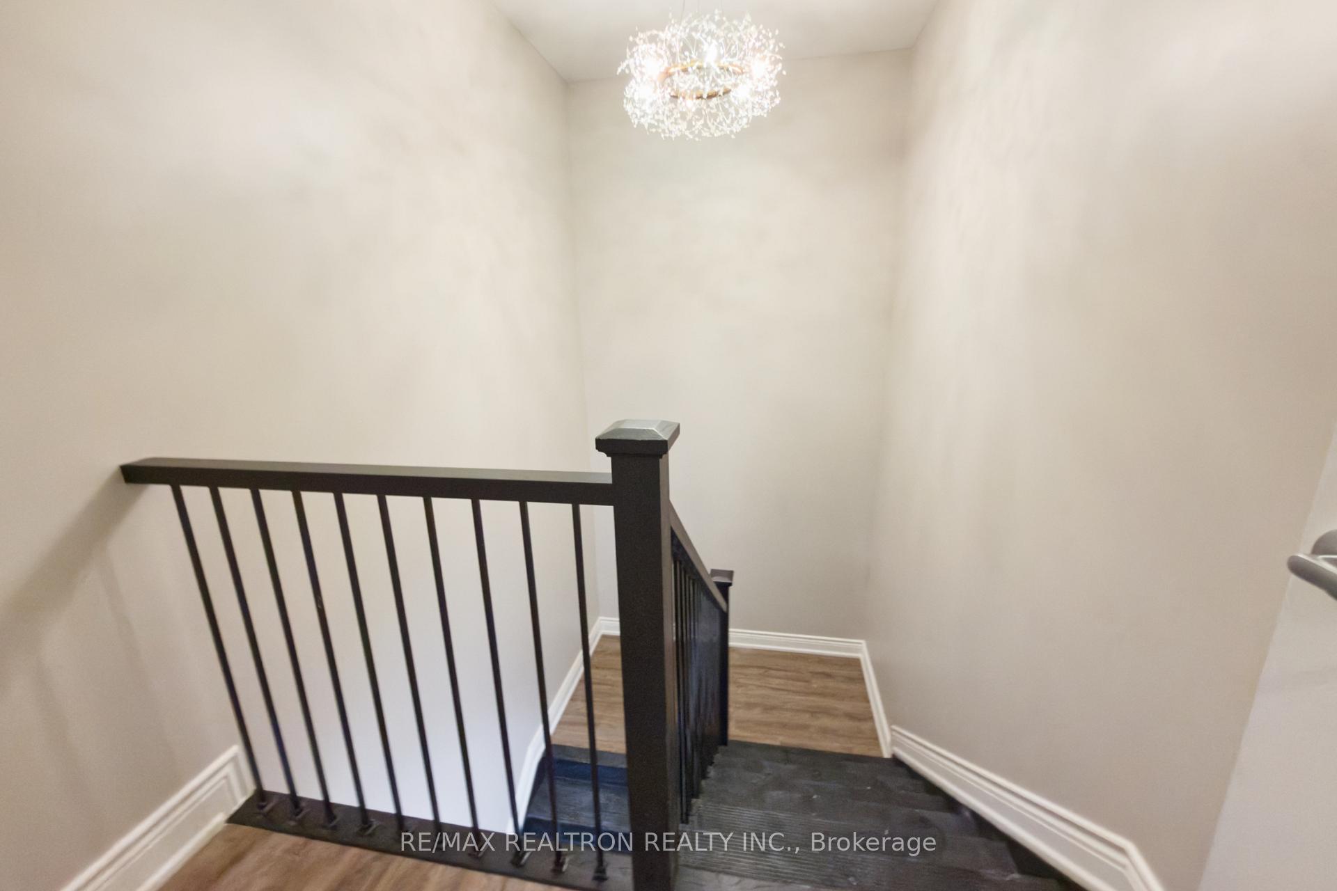 Unit 303 - 294 Wilson Avenue, Toronto, ON M3H 1S8