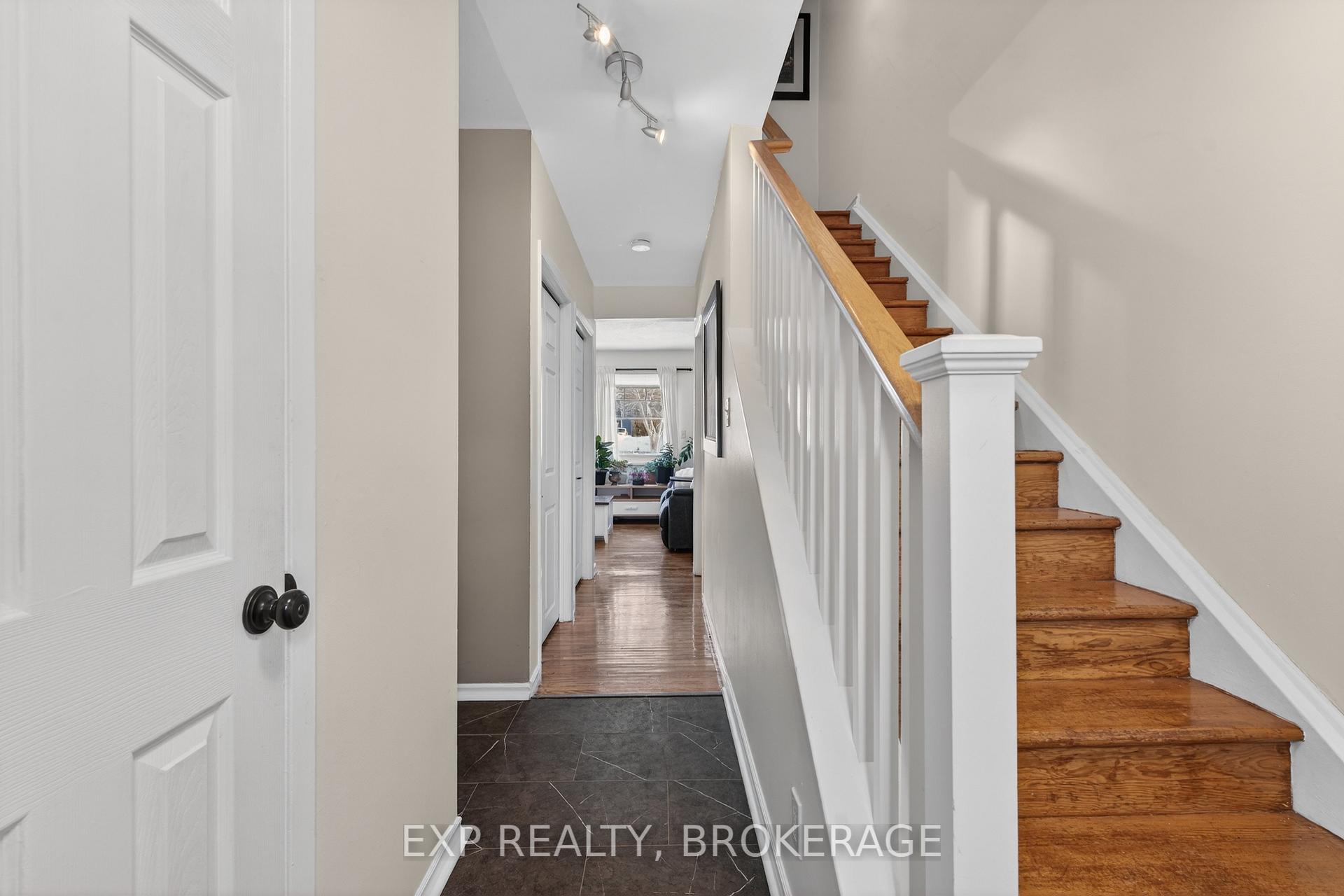 3 - 126 Notch Hill Road, Kingston, ON K7M 2X1