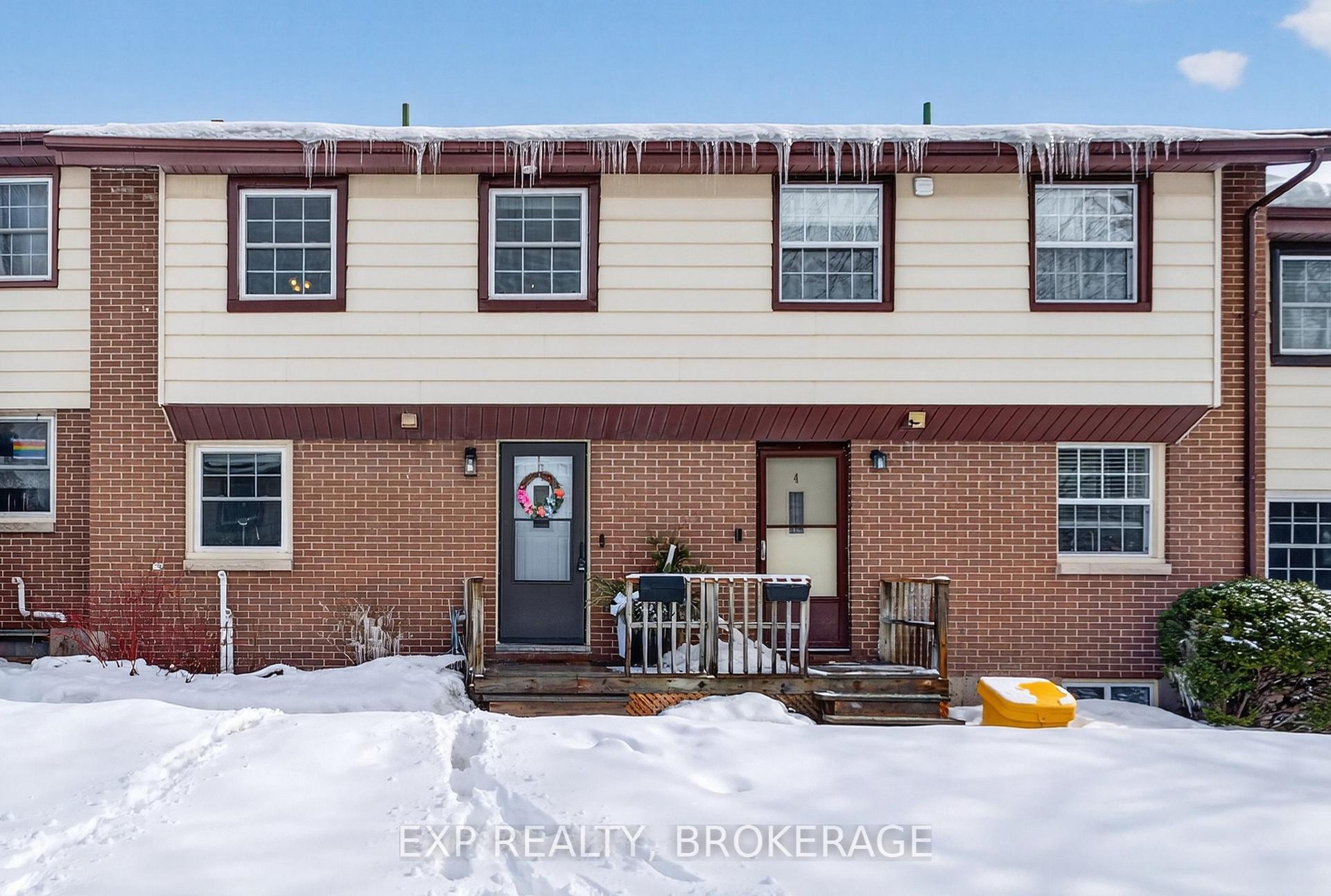 3 - 126 Notch Hill Road, Kingston, ON K7M 2X1