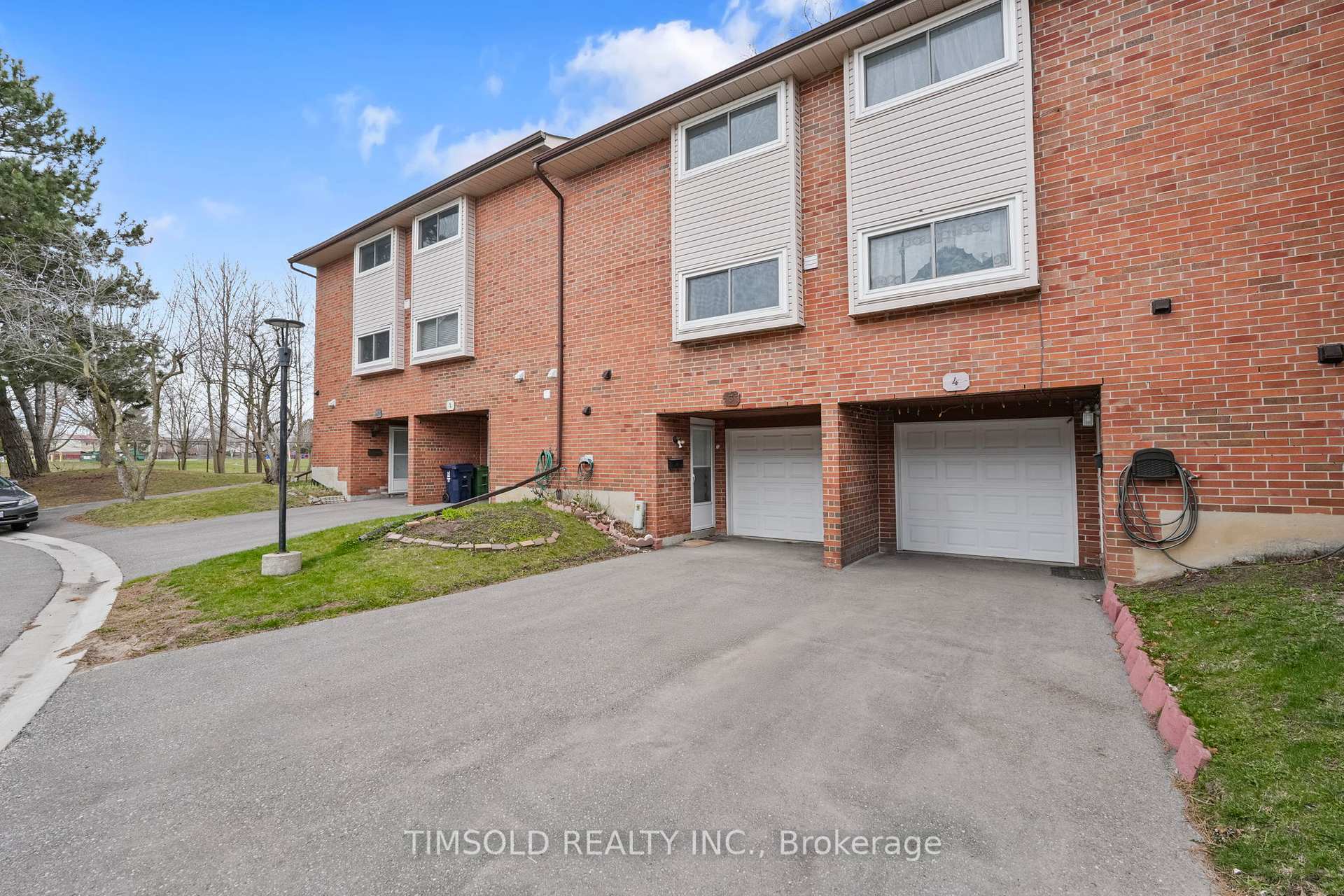 3 - 170 Wickson Trail, Toronto, ON M1B 1M4