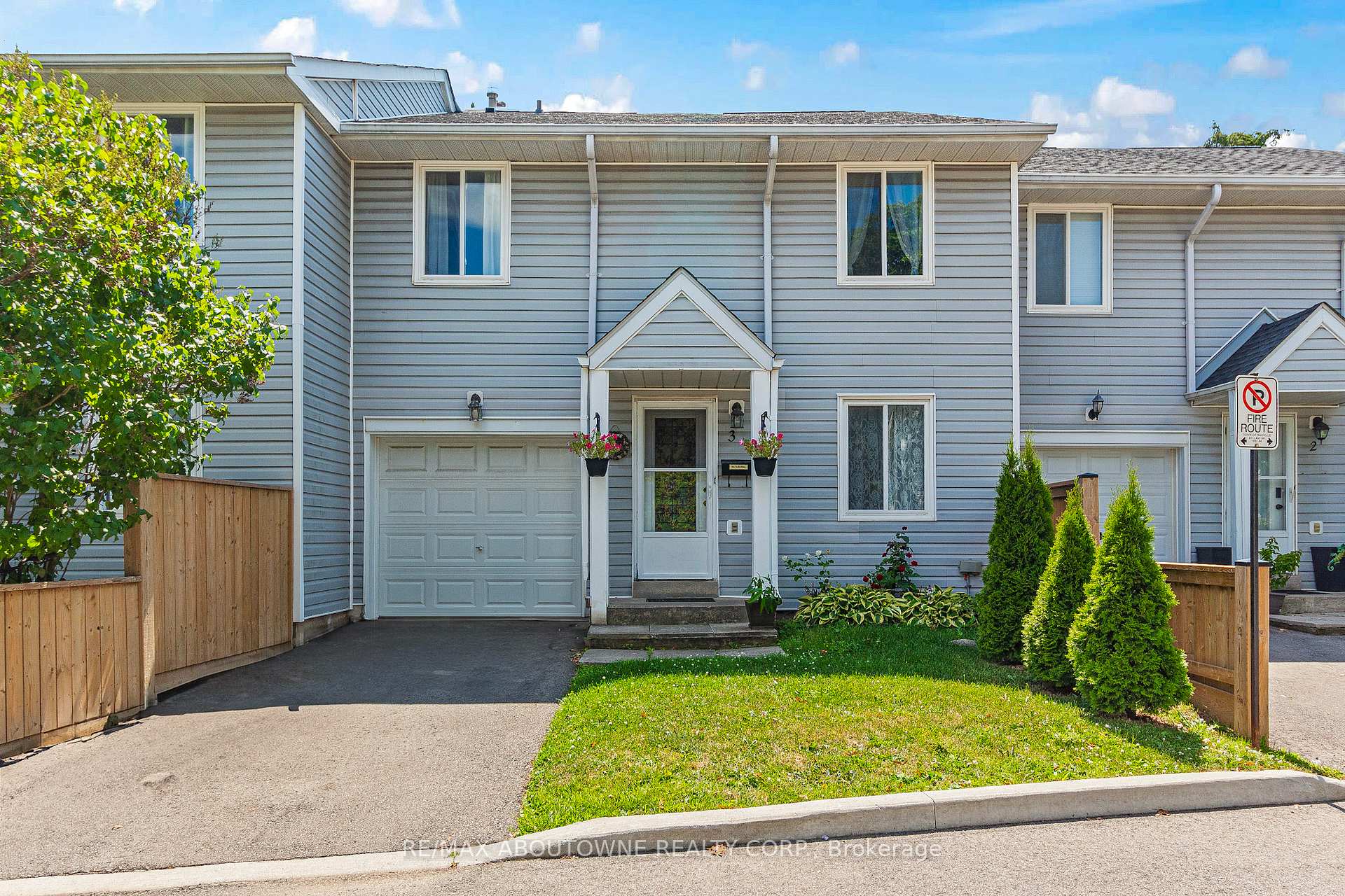 3 - 2021 Sixth Line, Oakville, ON L6H 4S2