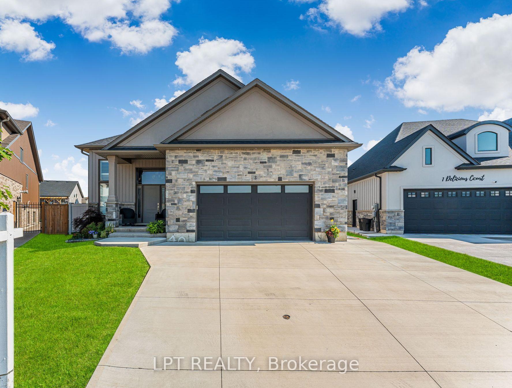 3 Delicious Court, Thorold, ON L2V 0B8