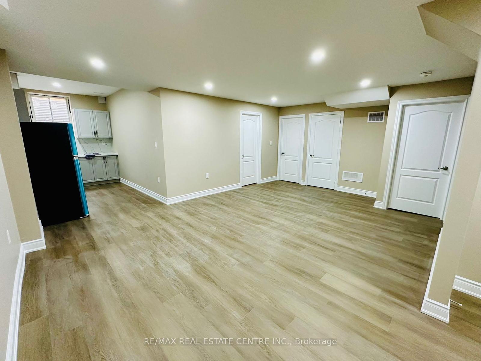3 Elverton Crescent, Brampton, ON L7A 4Z4
