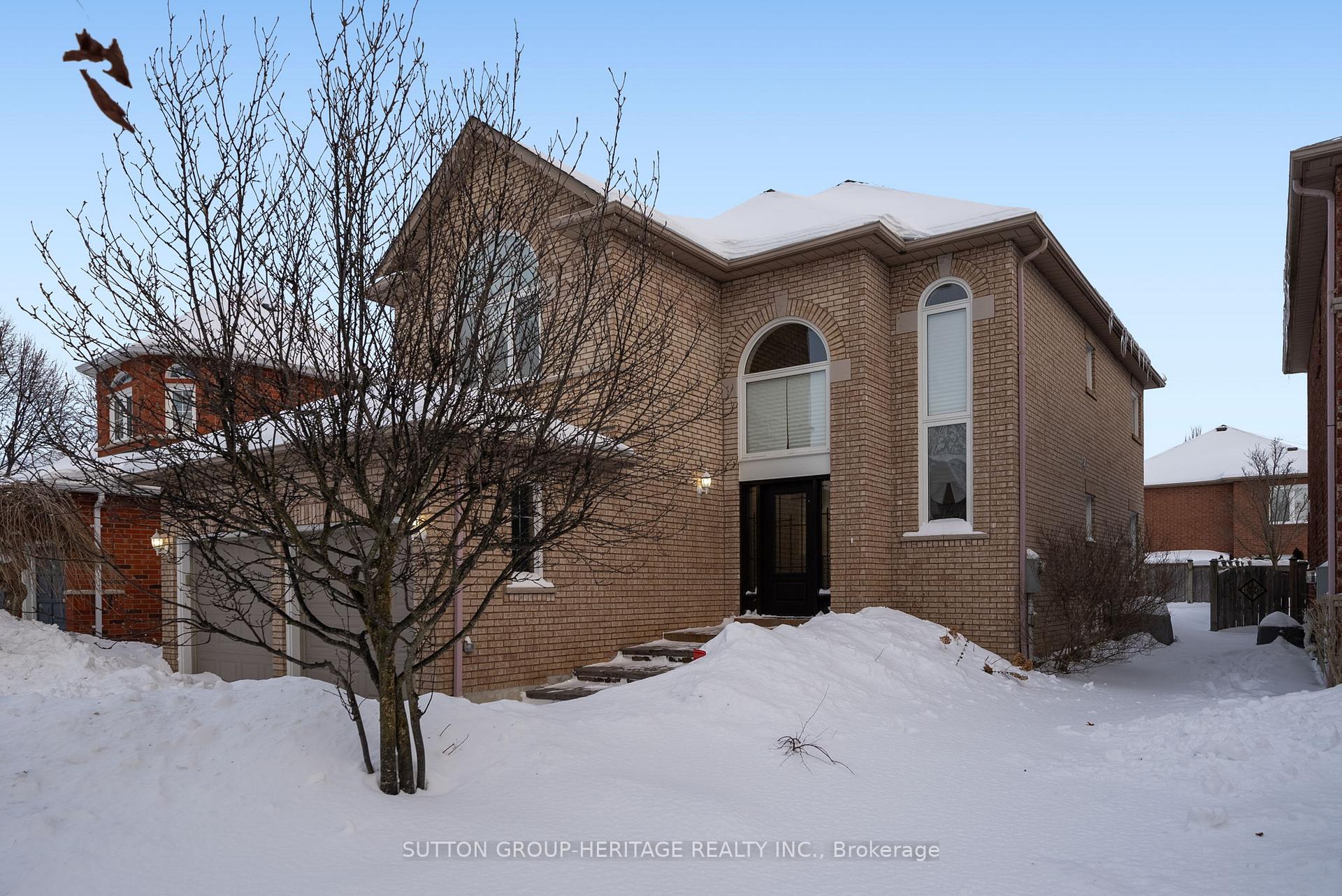 3 Gregson Street, Ajax, ON L1T 3Z8