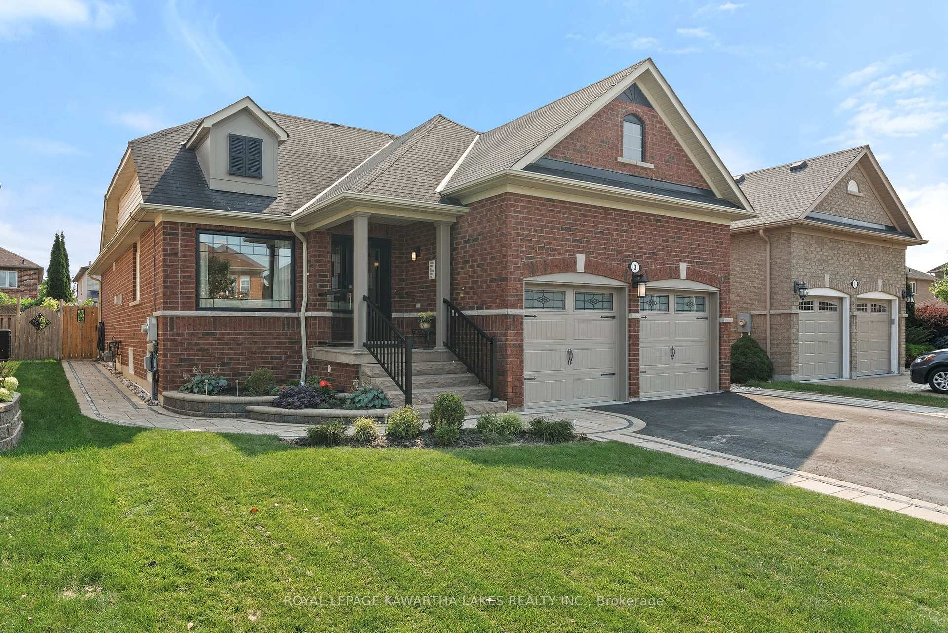 3 Harkness Drive, Whitby, ON L1R 0C3