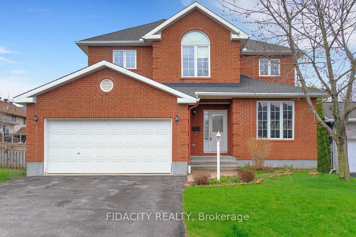 3 Marcasite Road, Kanata, ON K2L 4C5