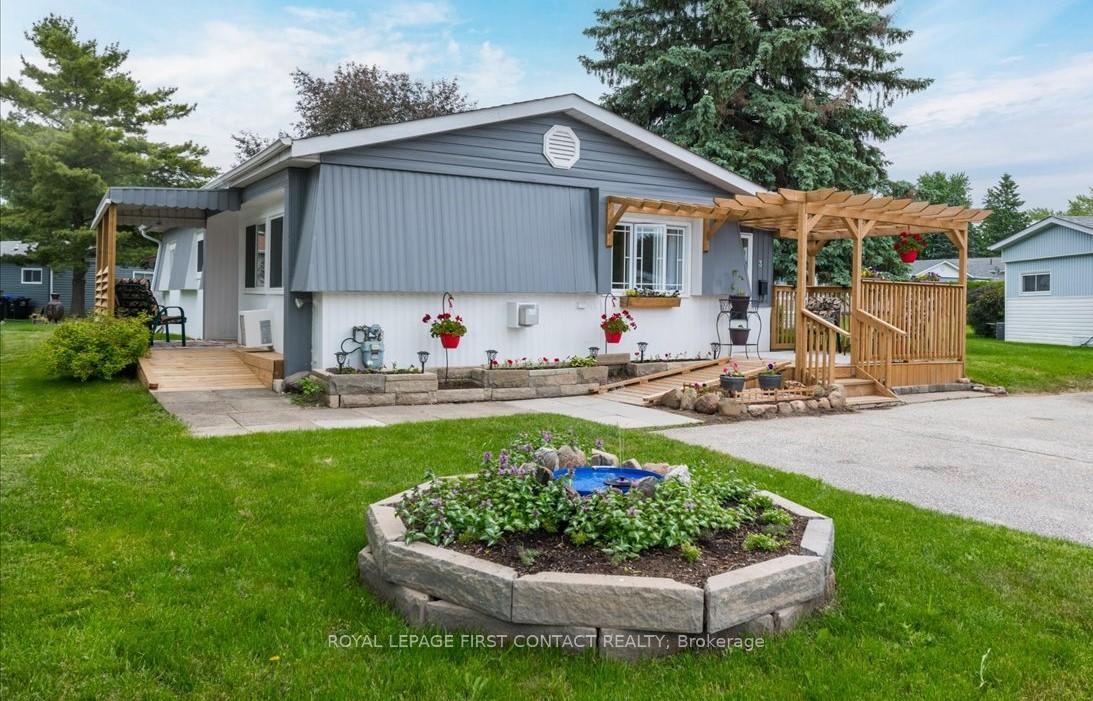 3 Weeping Willow Drive, Innisfil, ON L9S 1R6