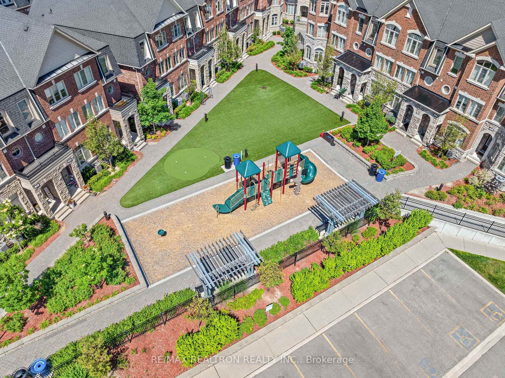 30 - 1331 Major Mackenzie Drive, Vaughan, ON L6A 4W4