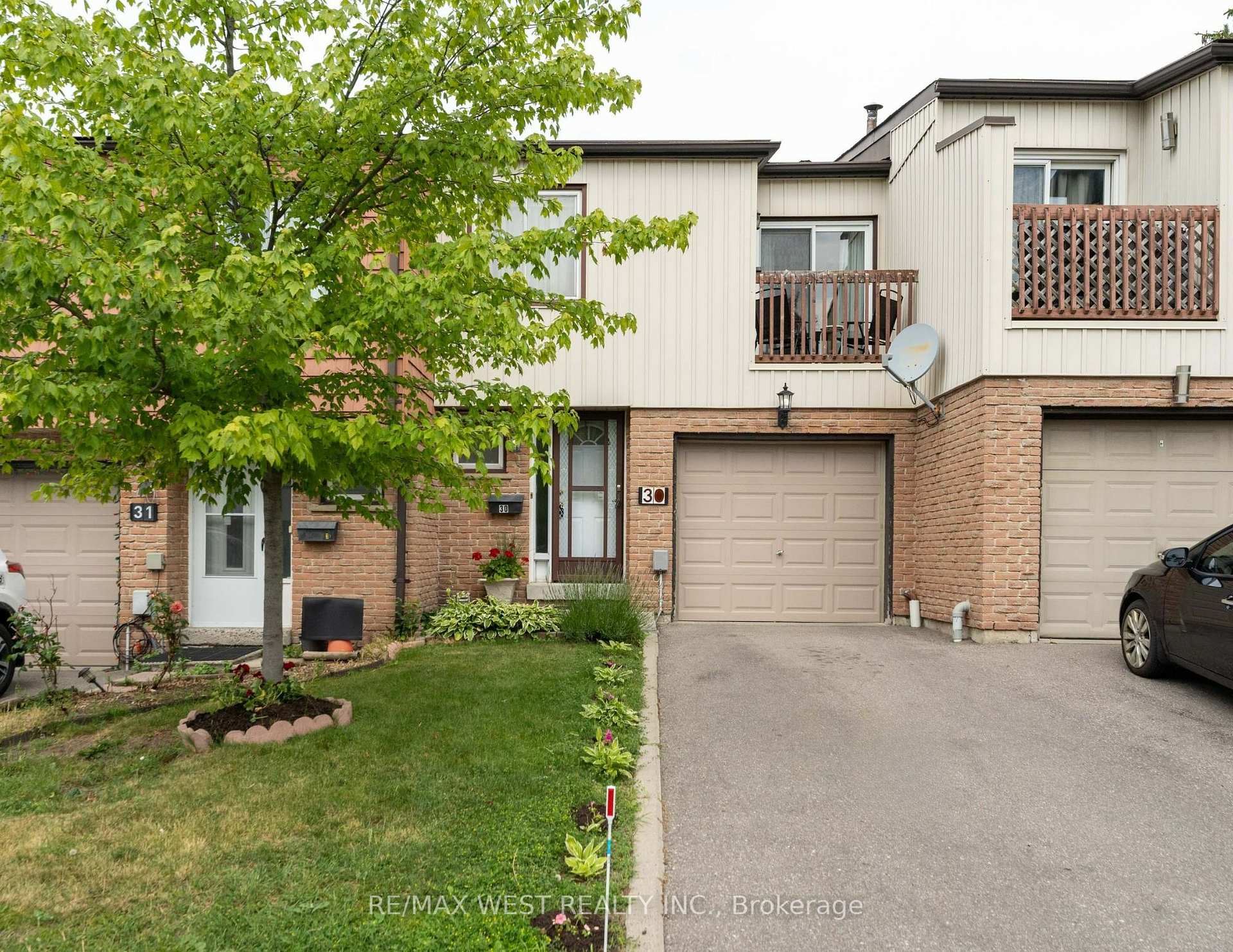 30 - 15 Guildwood Parkway, Toronto, ON M1E 4Y8