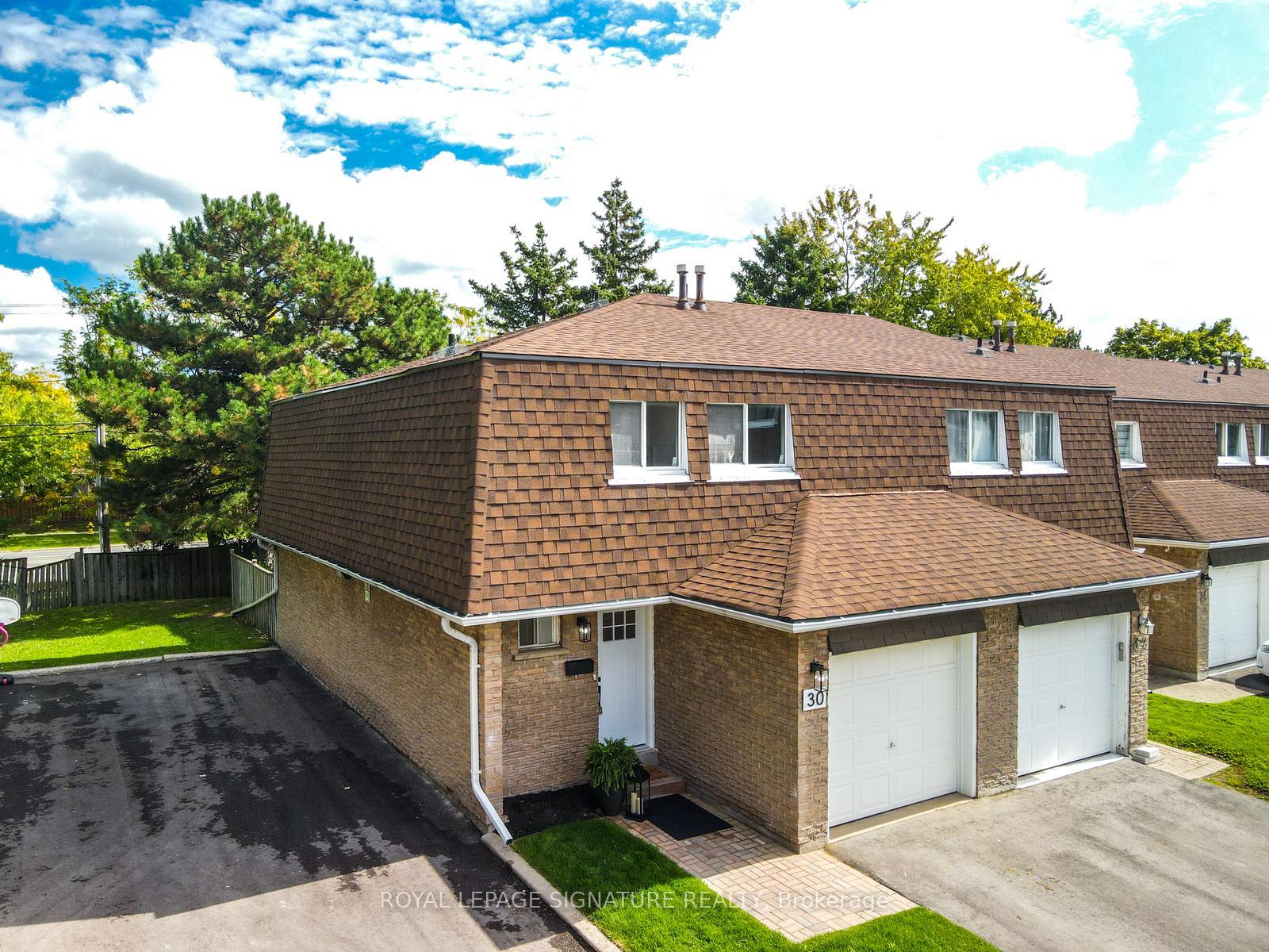 30 - 300 Bridletowne Circle, Toronto, ON M1W 2G8