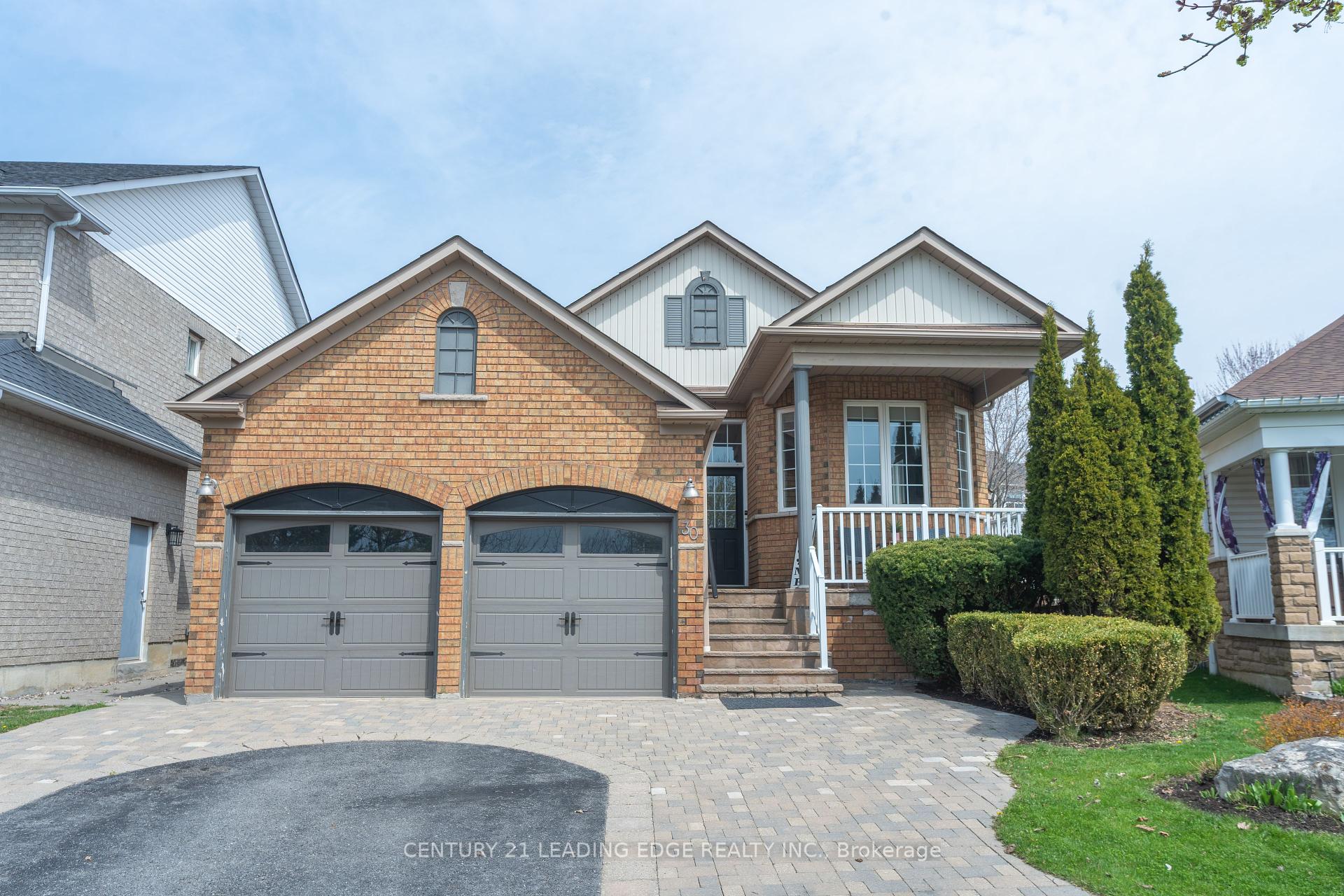 30 Amanda Avenue, Whitby, ON L1M 1K4