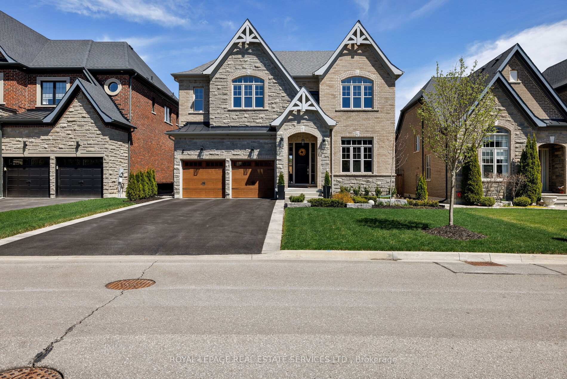 30 Britnell Court, King, ON L7B 0P2