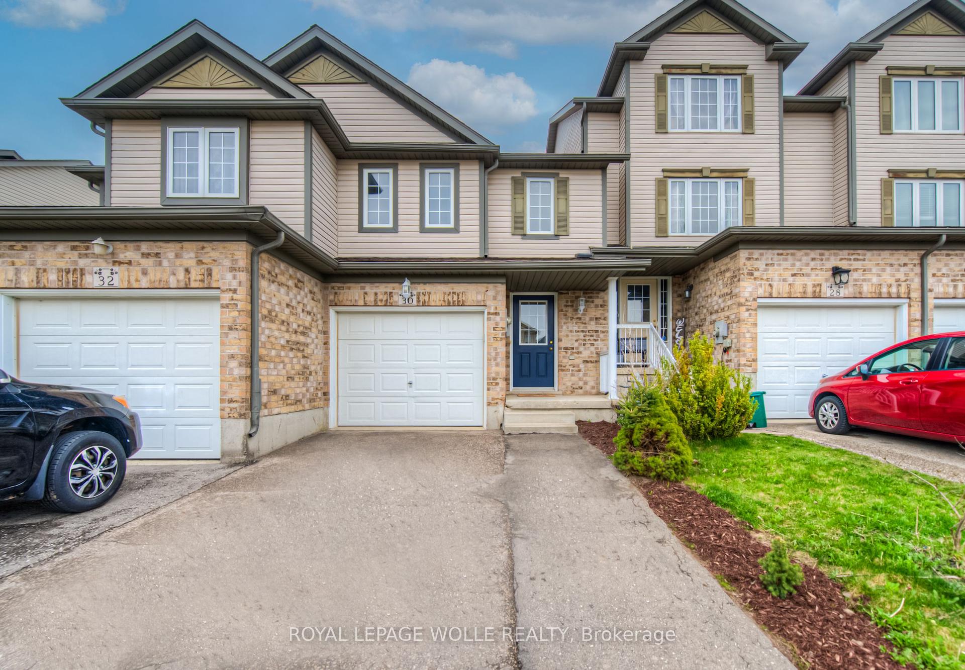 30 Chantilly Street, Kitchener, ON N2R 1V6