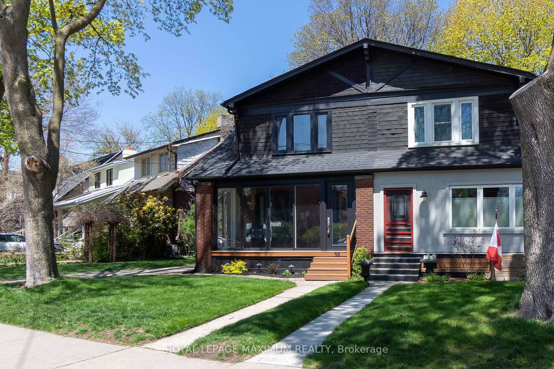 30 Dixon Avenue, Toronto, ON M4L 1N3