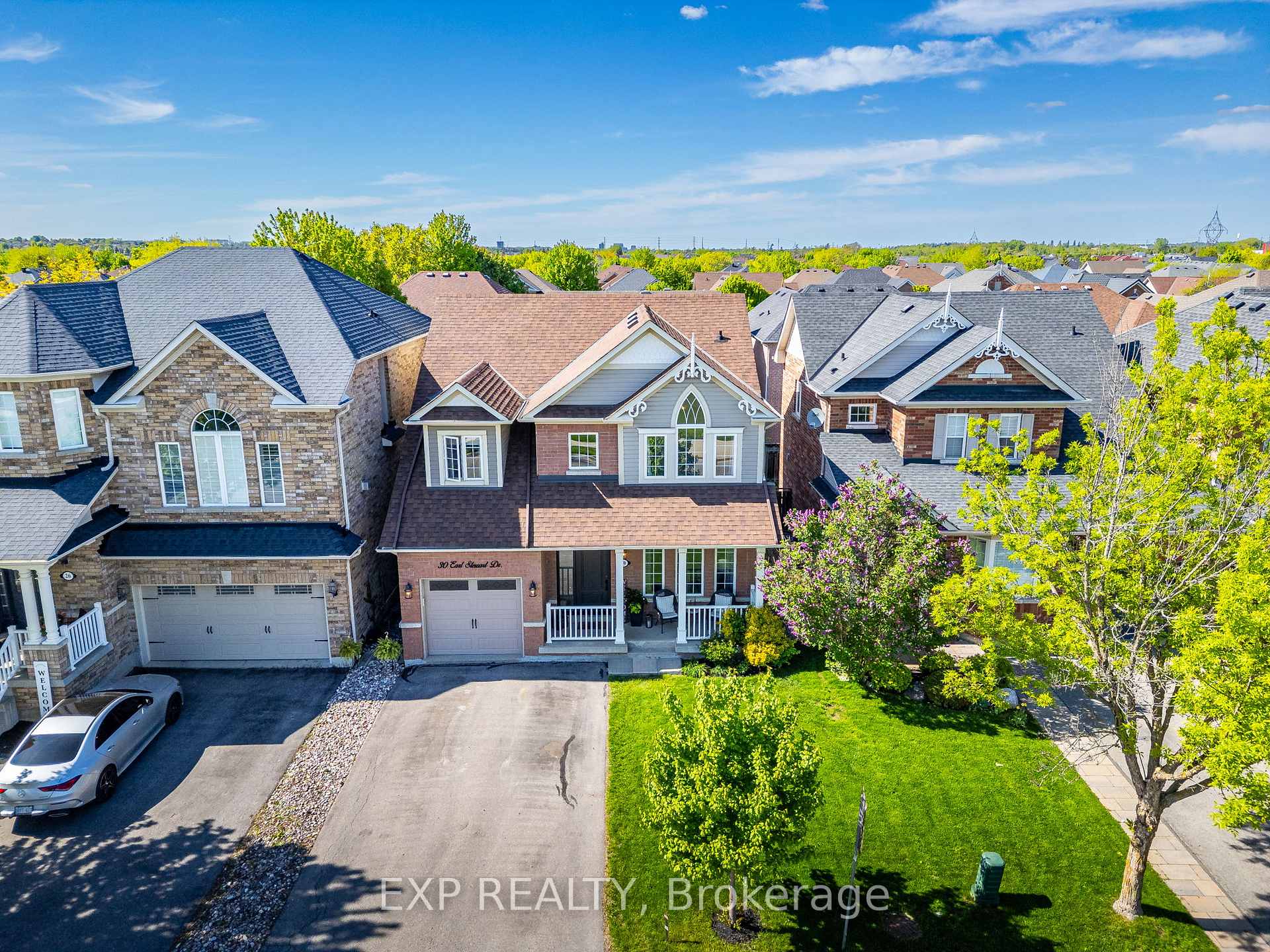 30 Earl Stewart Drive, Aurora, ON L4G 7P4