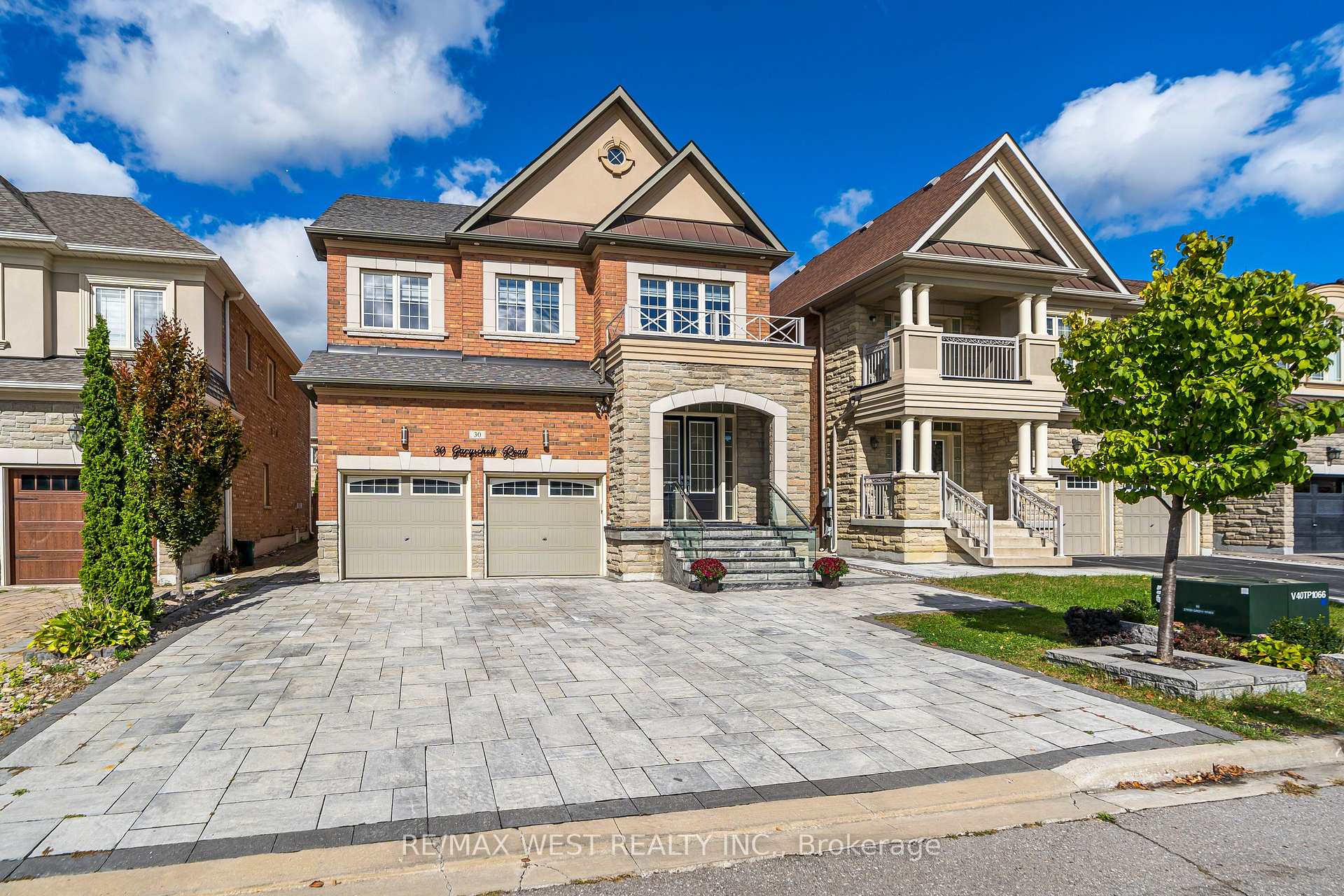 30 Garyscholl Road, Vaughan, ON L4L 1A6