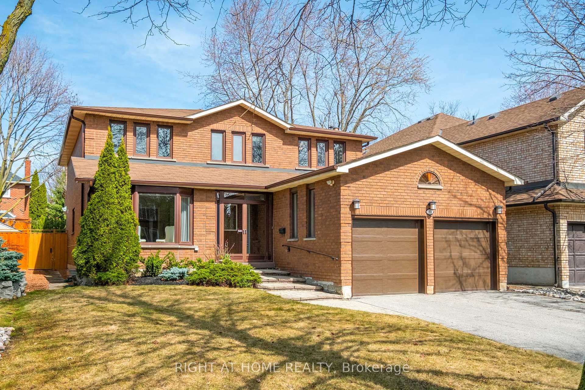 30 Glendale Road, Markham, ON L3T 6Y2