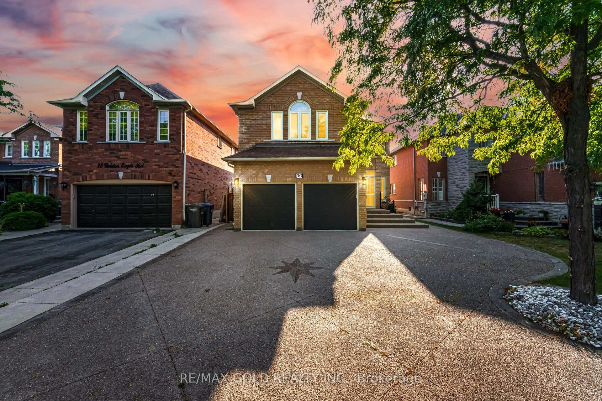 30 Golden Eagle Road, Brampton, ON L6R 1Z4