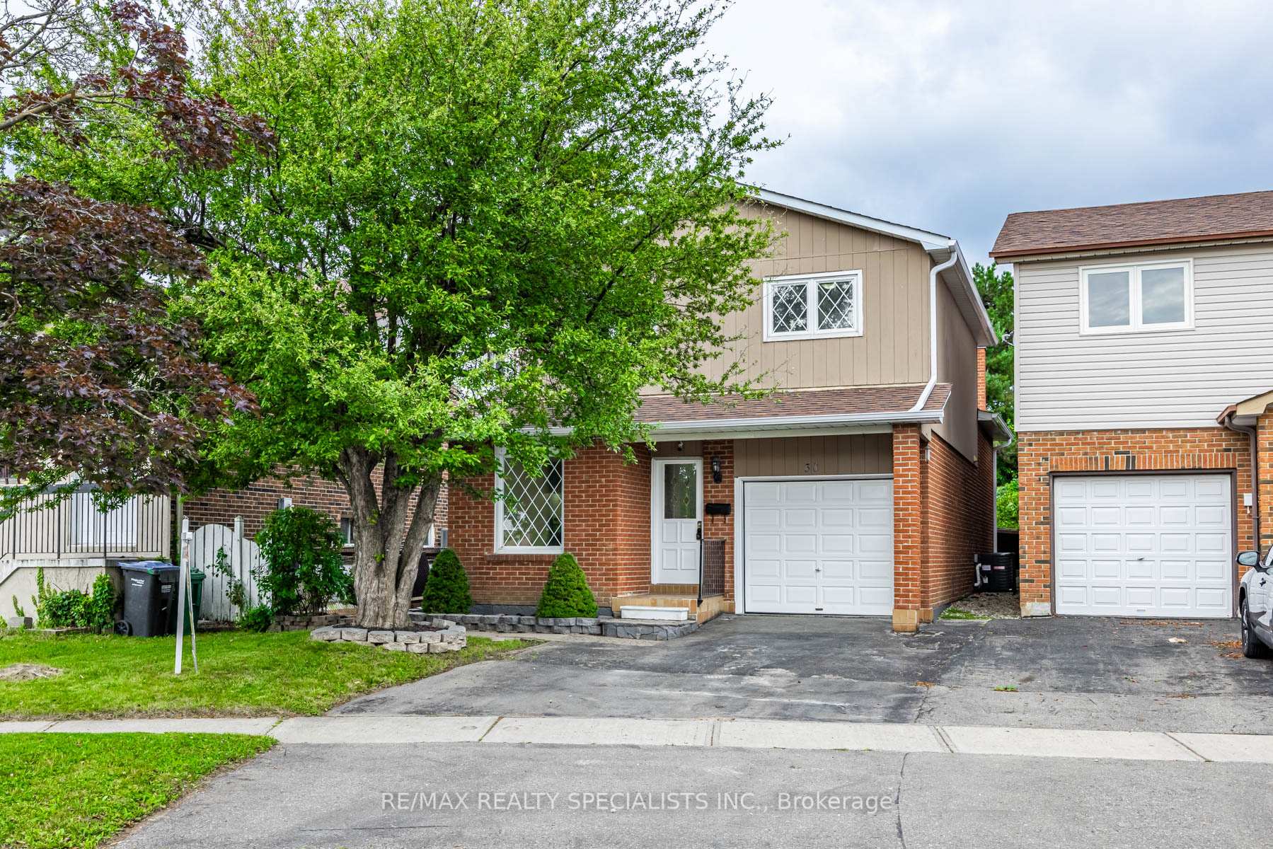 30 Winterfold Drive, Brampton, ON L6V 3T2