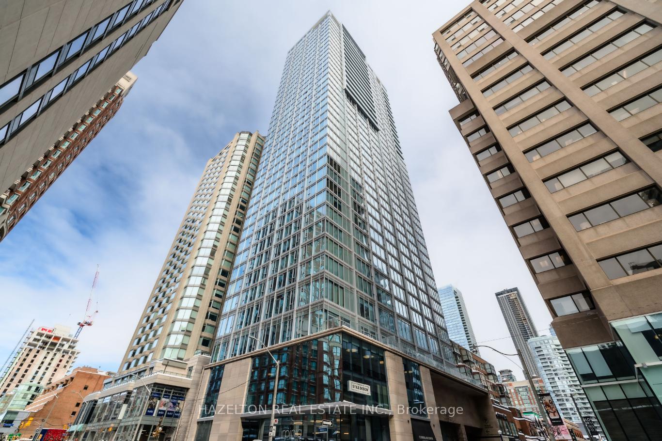 3001 - 200 Cumberland Street, Toronto, ON M5R 0B7