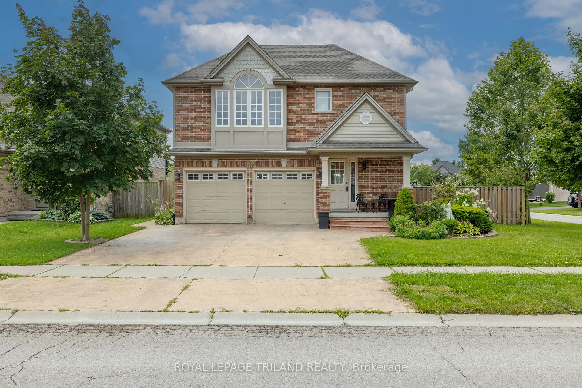 3008 Meadowgate Boulevard, London, ON N6M 1L2