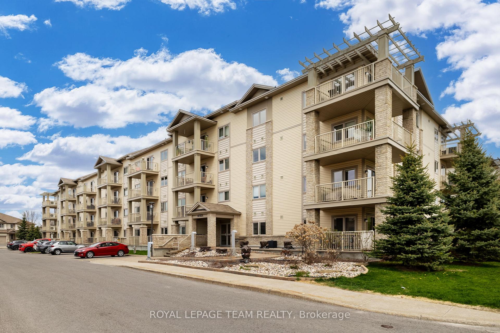 301 - 141 Potts Private, Orleans - Cumberland and Area, ON K4A 0X9