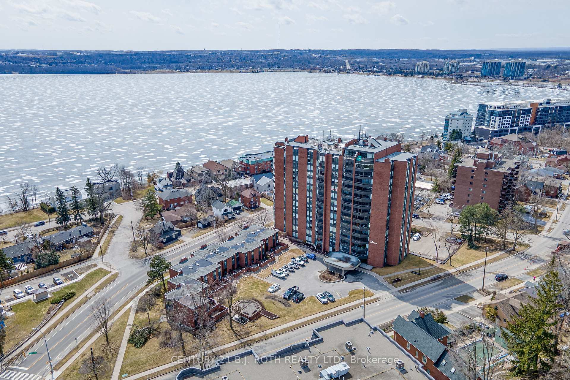 301 - 181 Collier Street, Barrie, ON L4M 5L6