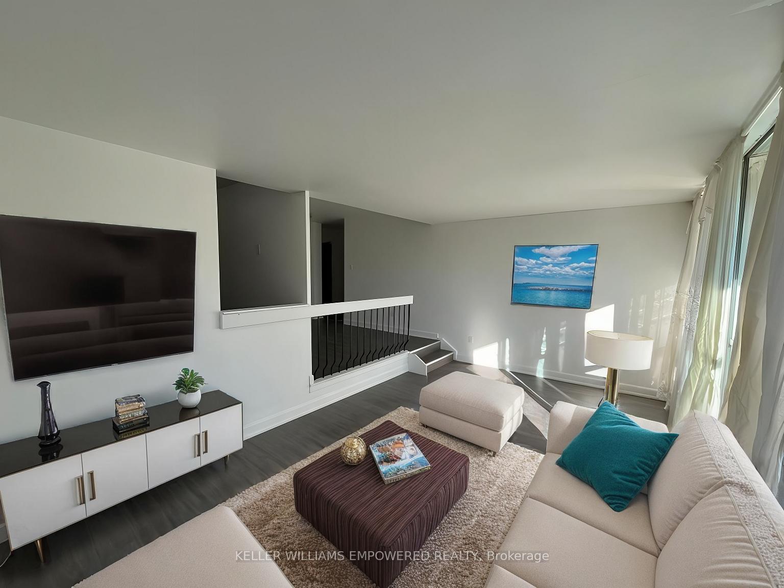 301 - 455 Sentinel Road, Toronto, ON M3J 1V5