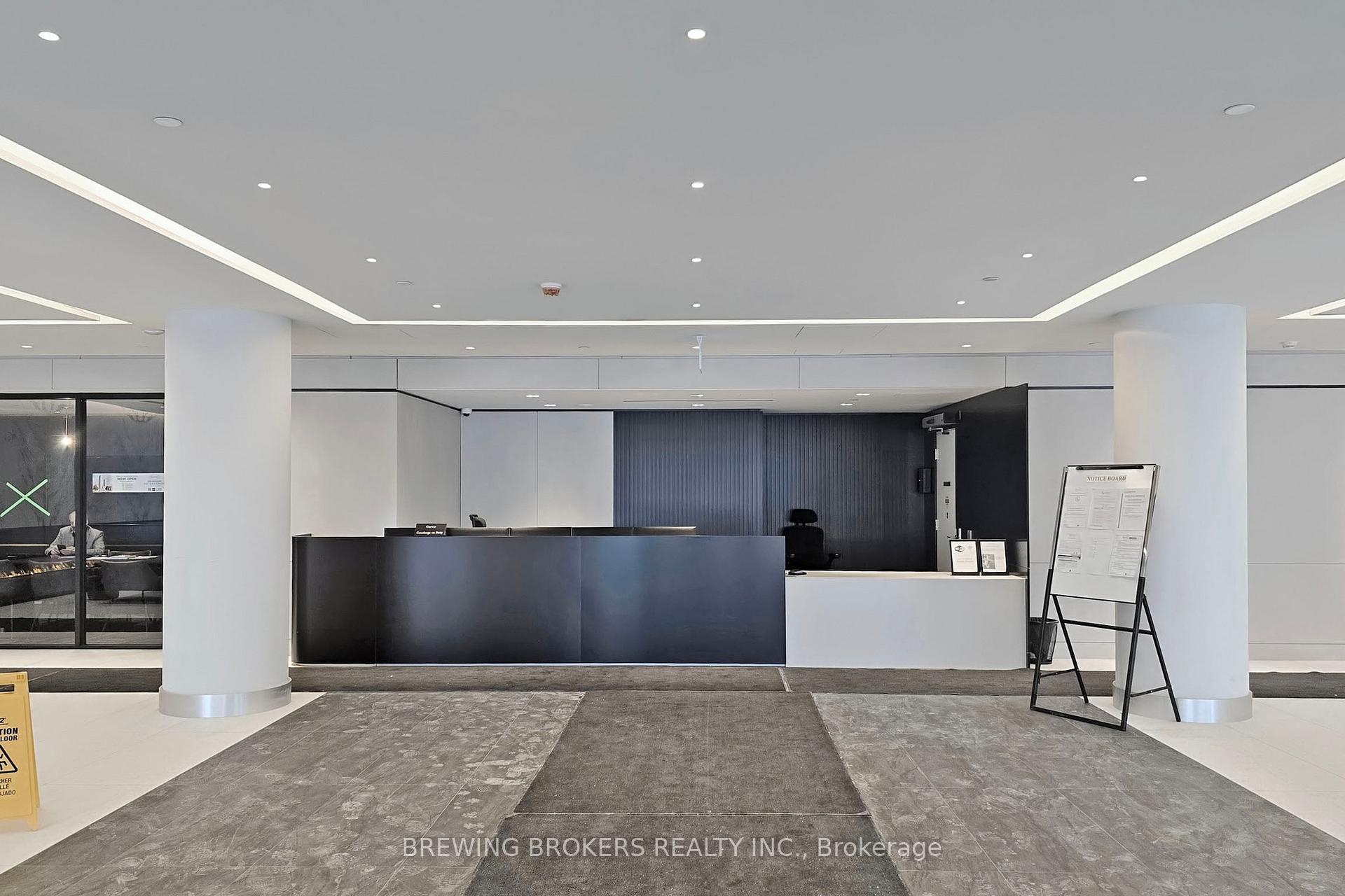3010 - 30 Upper Mall Way, Vaughan, ON L4J 0L7