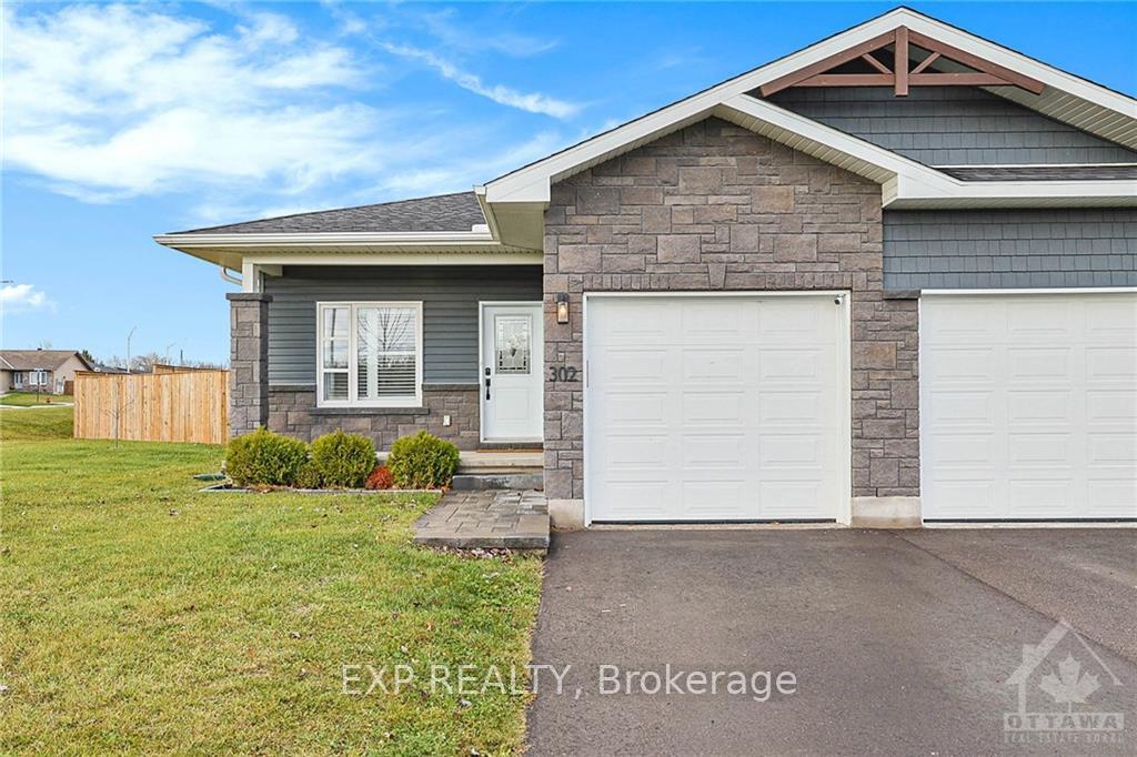 302 FORESTVIEW Crescent, Renfrew, ON K7V 0C4