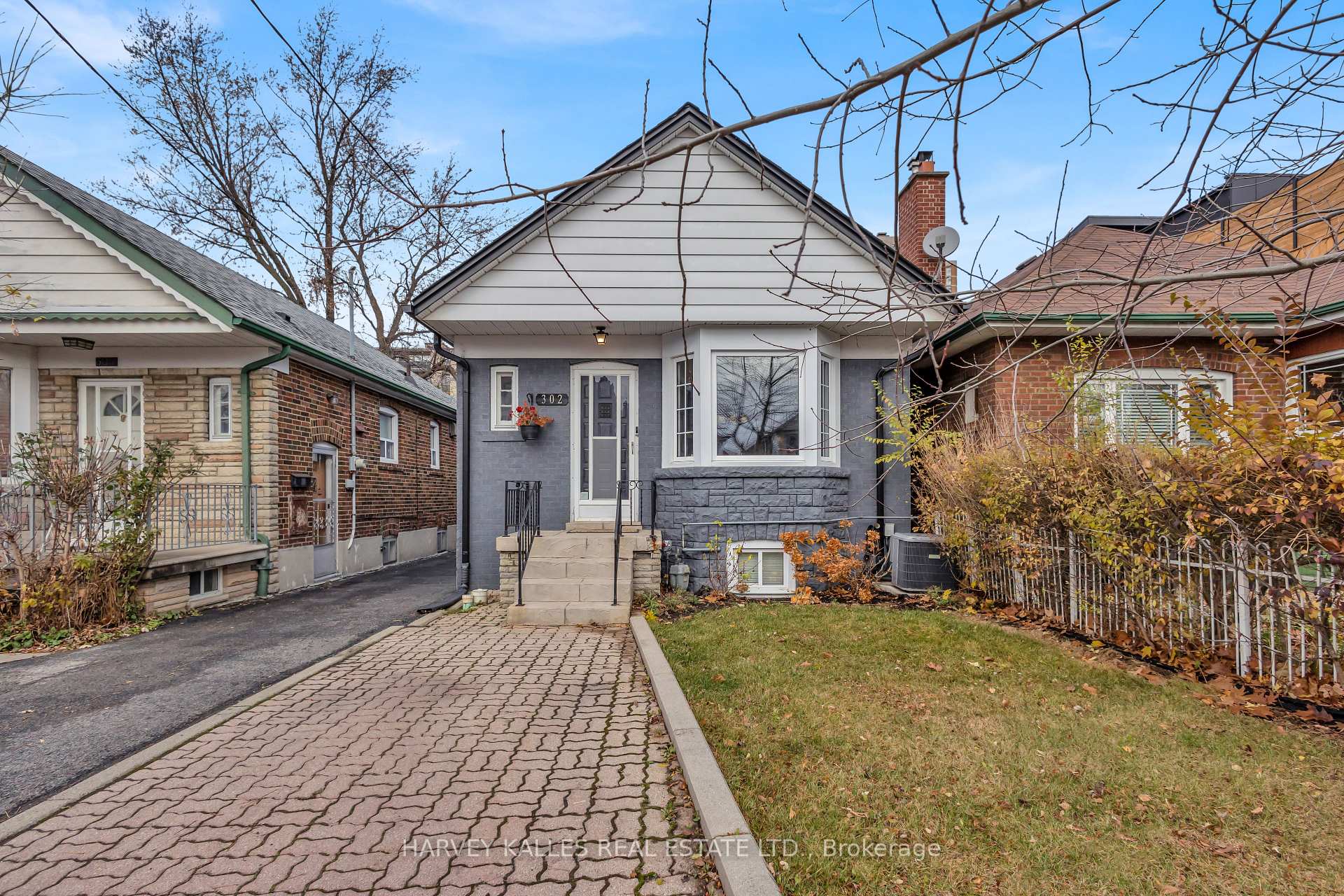 302 Whitmore Avenue, Toronto, ON M6E 2N4