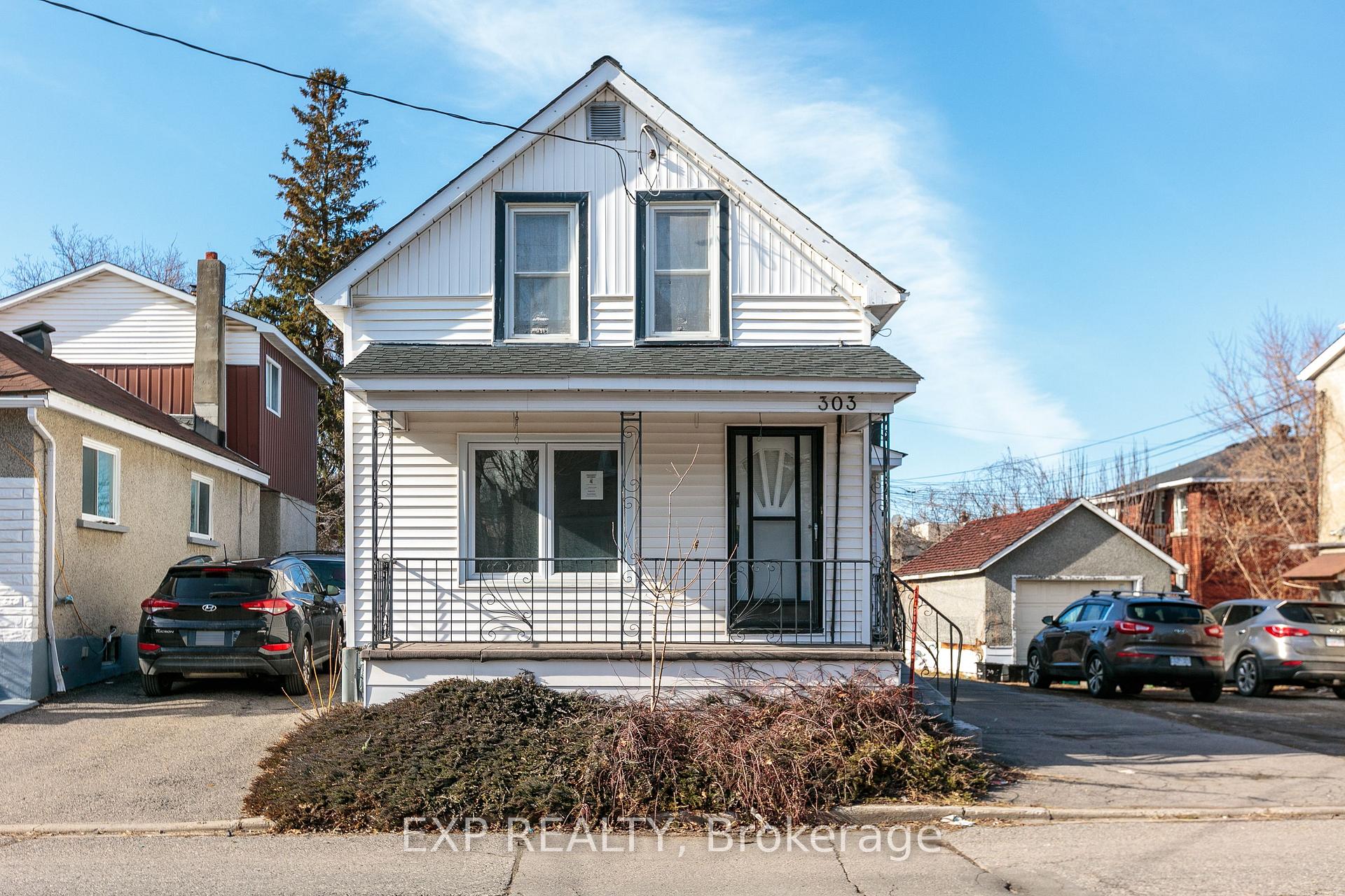 303 Shakespeare Street, Vanier and Kingsview Park, ON K1L 5M3