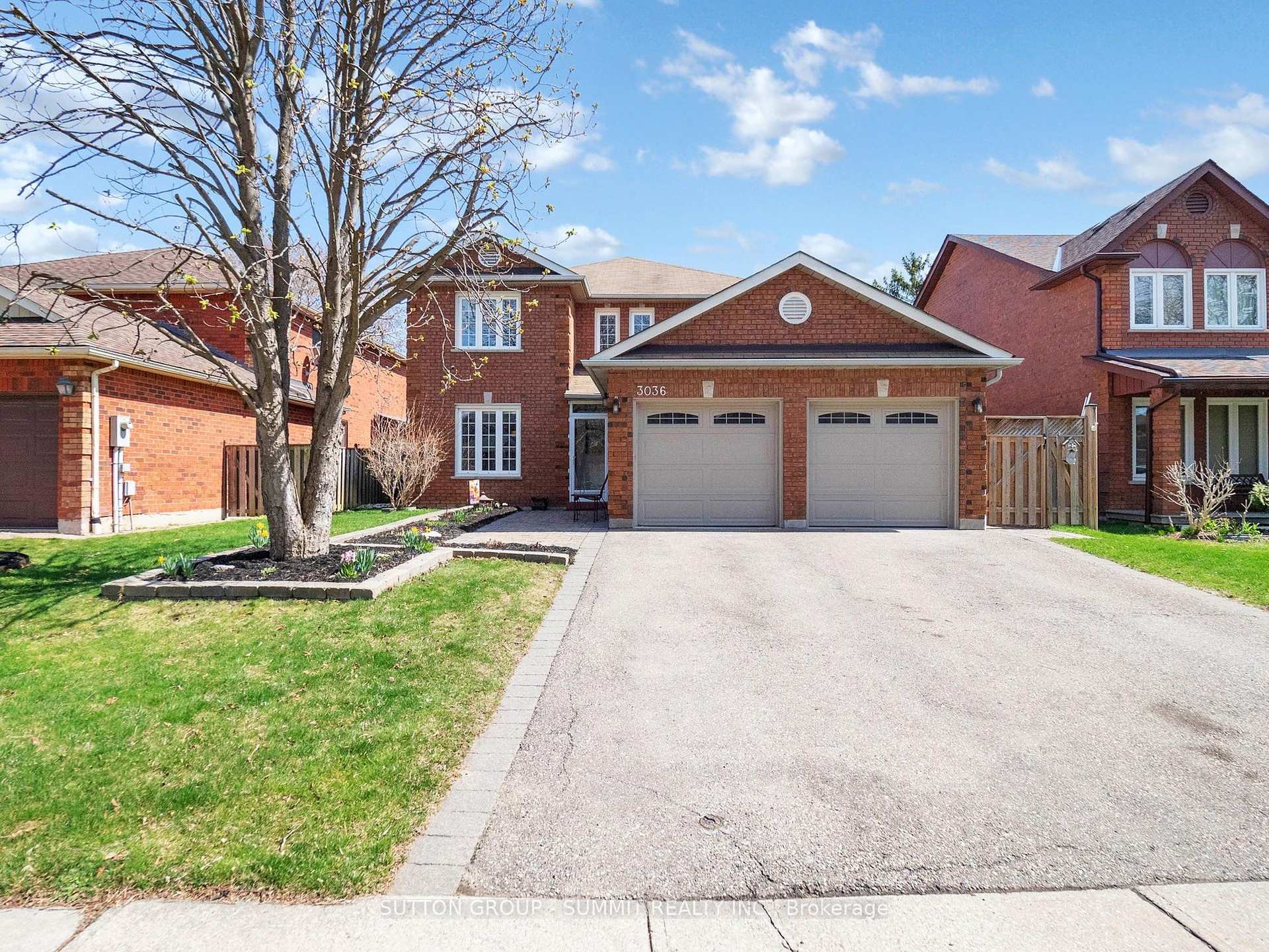 3036 Harvey Crescent, Mississauga, ON L5L 4W1