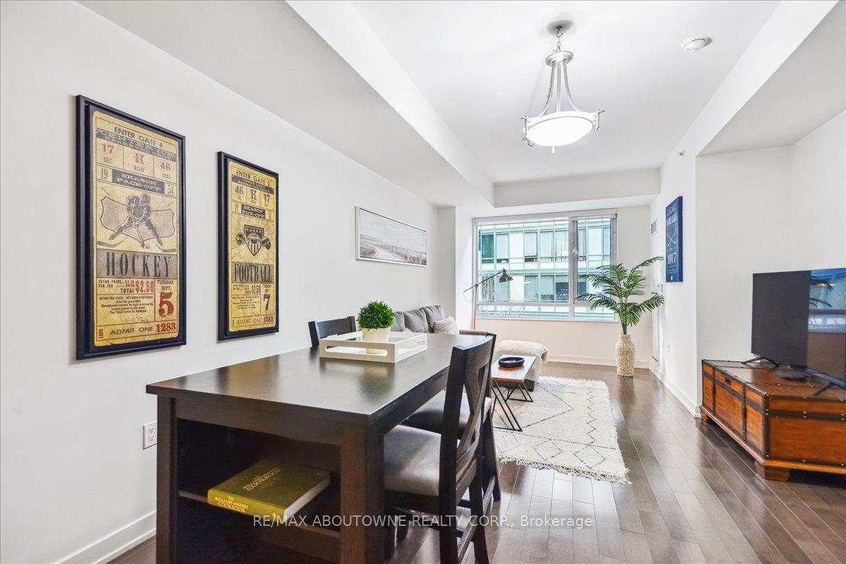 304 - 1 The Esplanade Drive, Toronto, ON M5E 0A8
