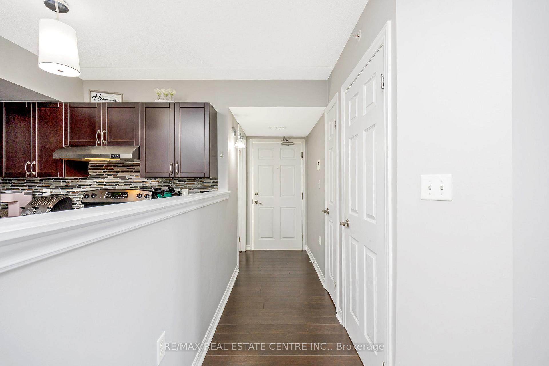 304 - 1360 Main Street E, Milton, ON L9T 7S5