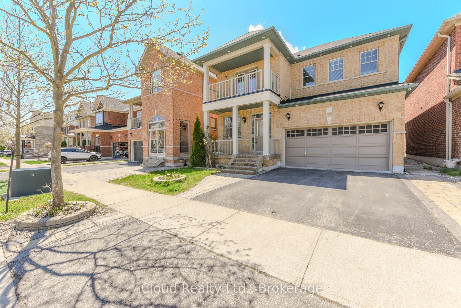 304 DALGLEISH Garden, Milton, ON L9T 6Z7