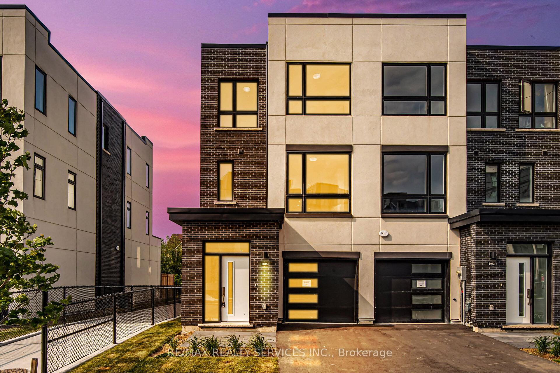 3045 Trailside Drive, Oakville, ON L6M 4M2