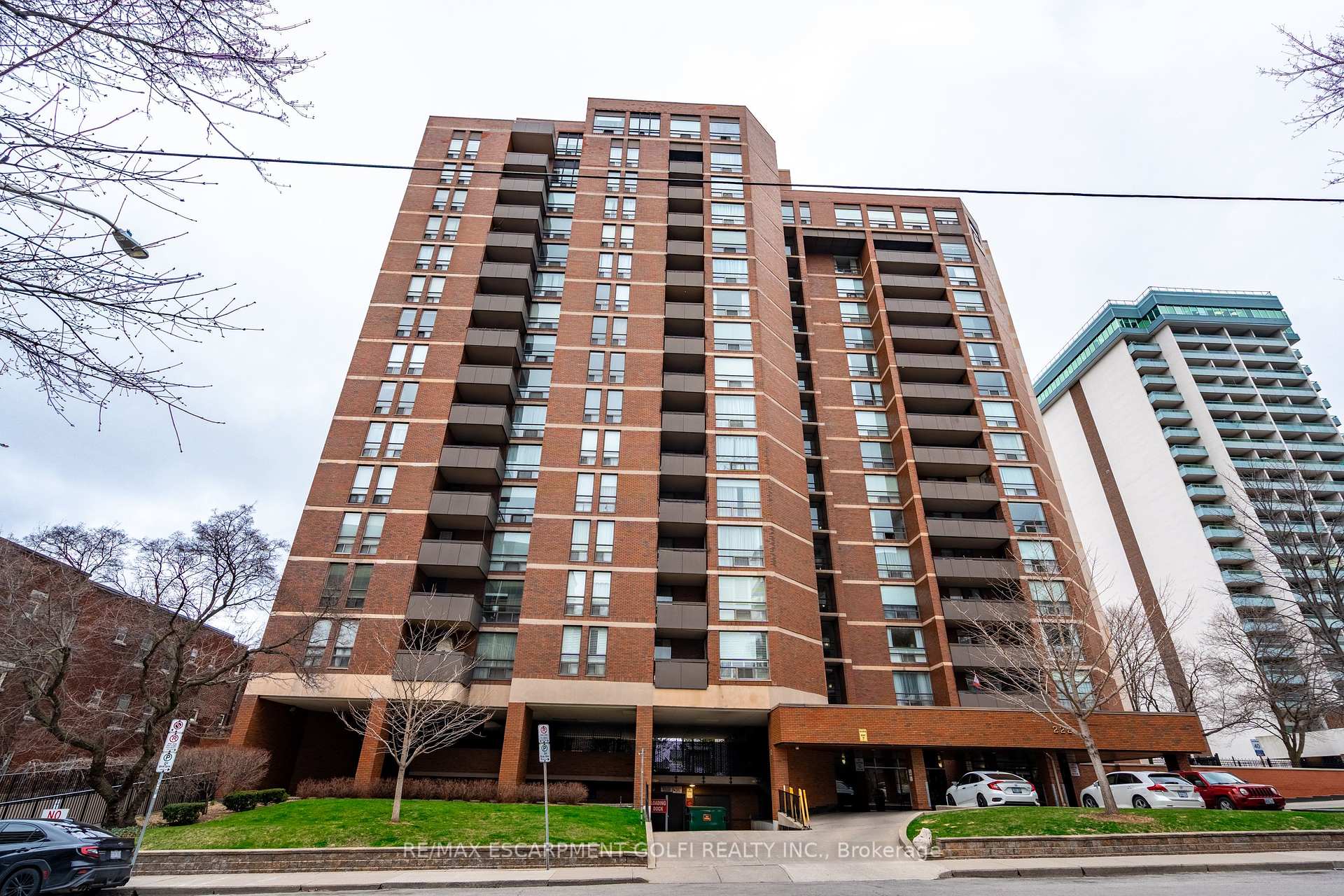 305 - 222 Jackson Street W, Hamilton, ON L8P 4S5