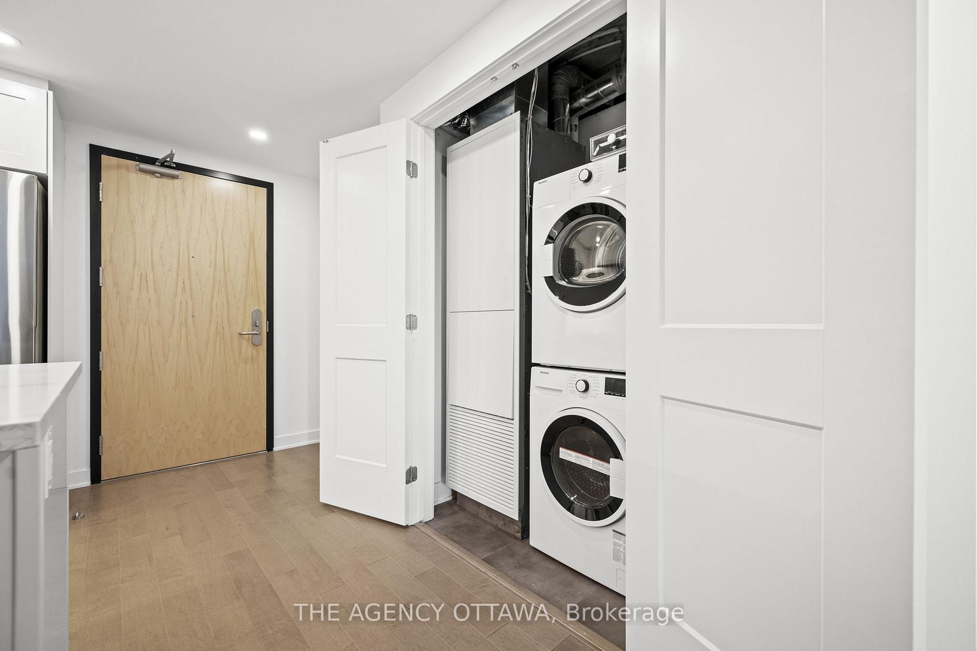 305 - 340 QUEEN Street, Ottawa Centre, ON K1R 0G1