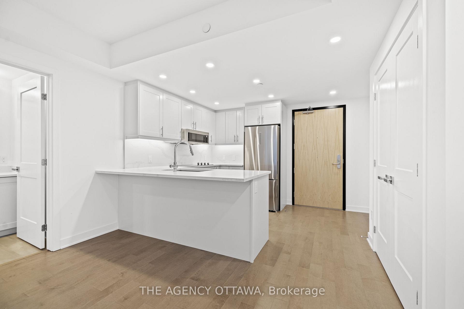 305 - 340 QUEEN Street, Ottawa Centre, ON K1R 0G1
