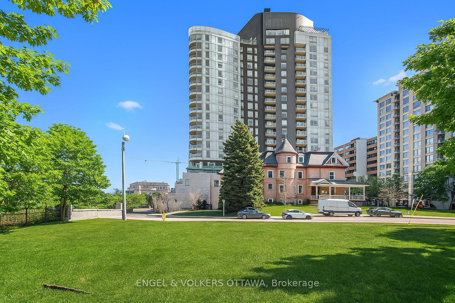 305 - 428 Sparks Street, Ottawa Centre, ON K1R 0B3