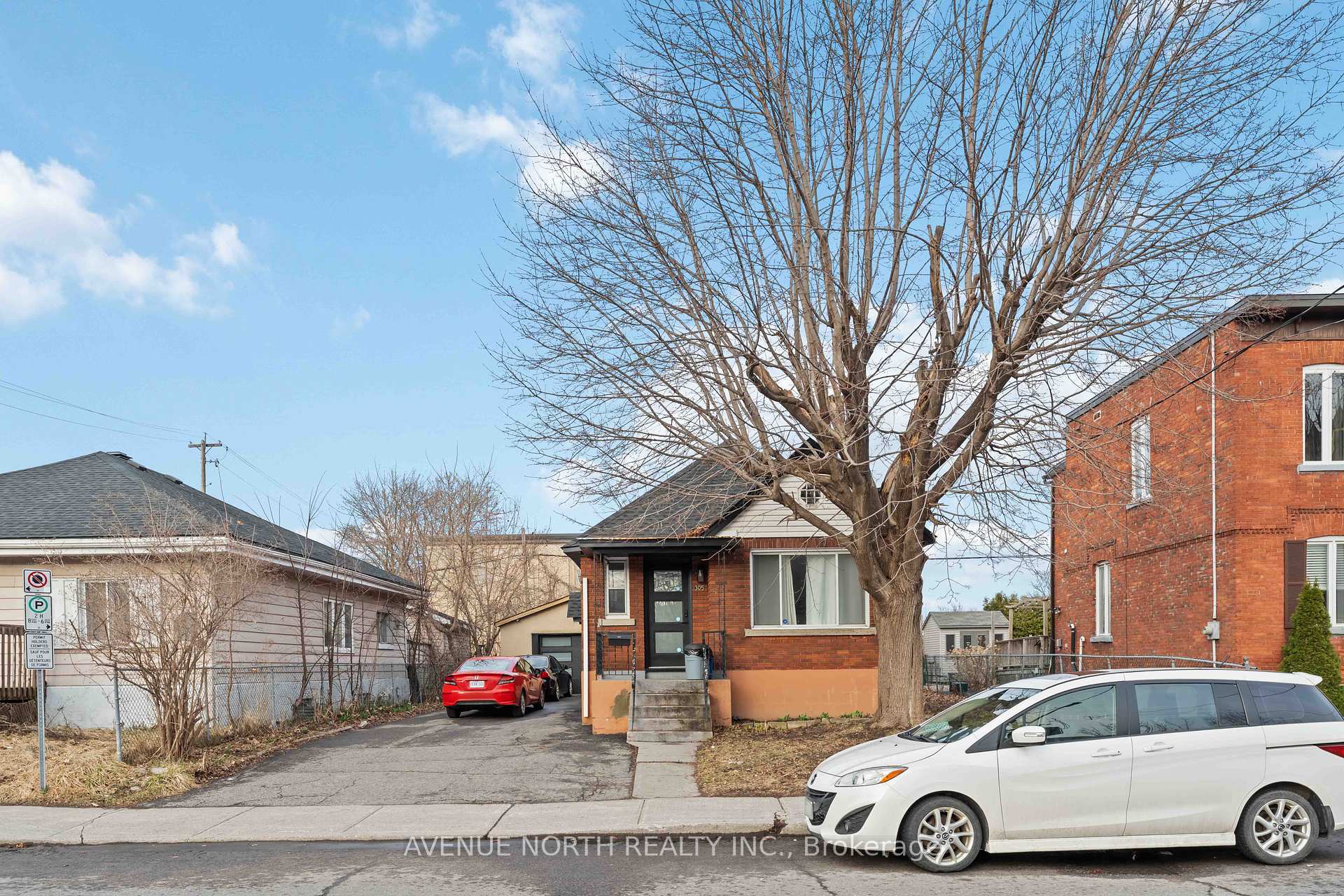 305 Olmstead Street, Vanier and Kingsview Park, ON K1L 7K2