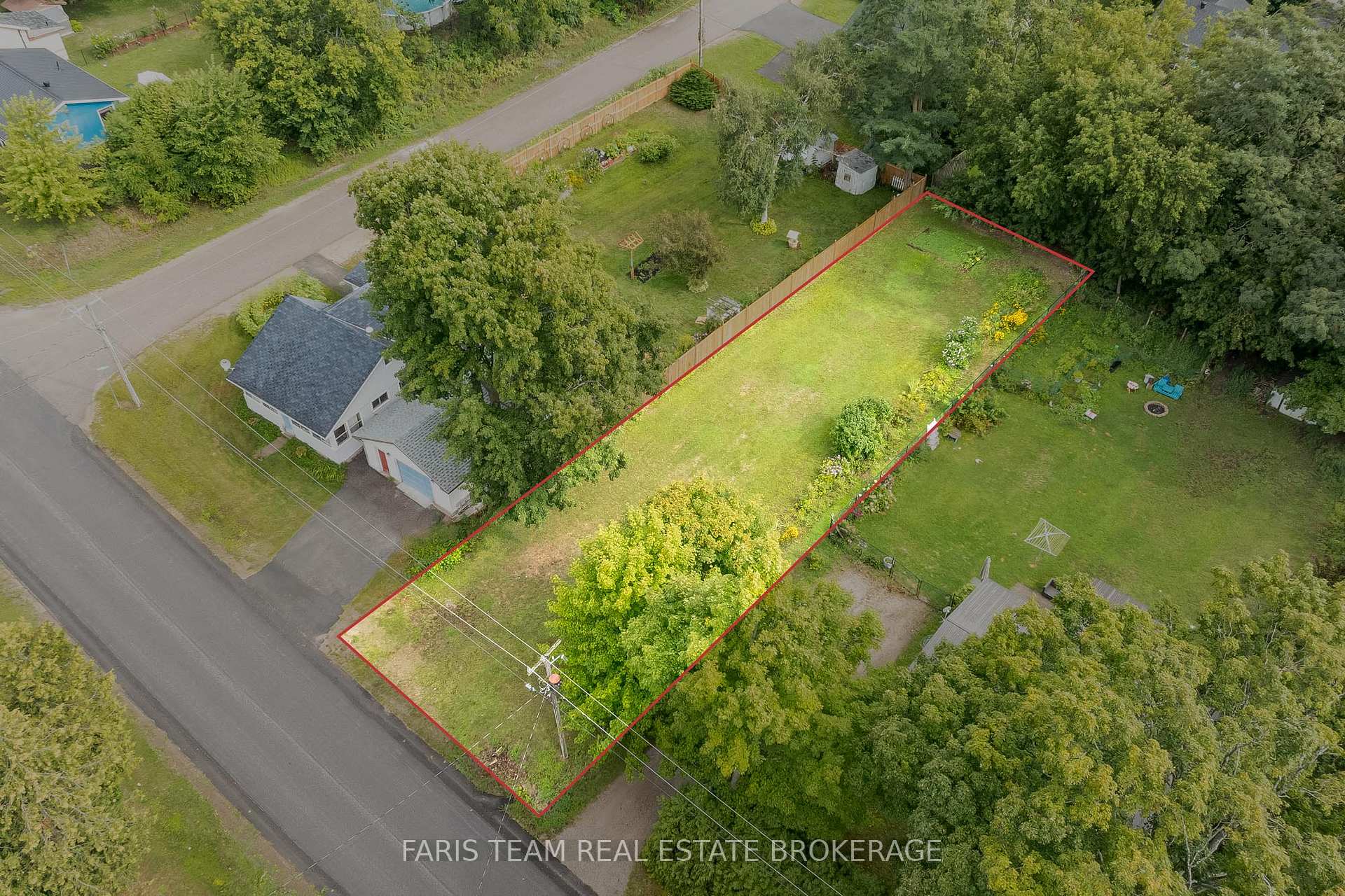 305 Ouida Street, Tay, ON L0K 2C0