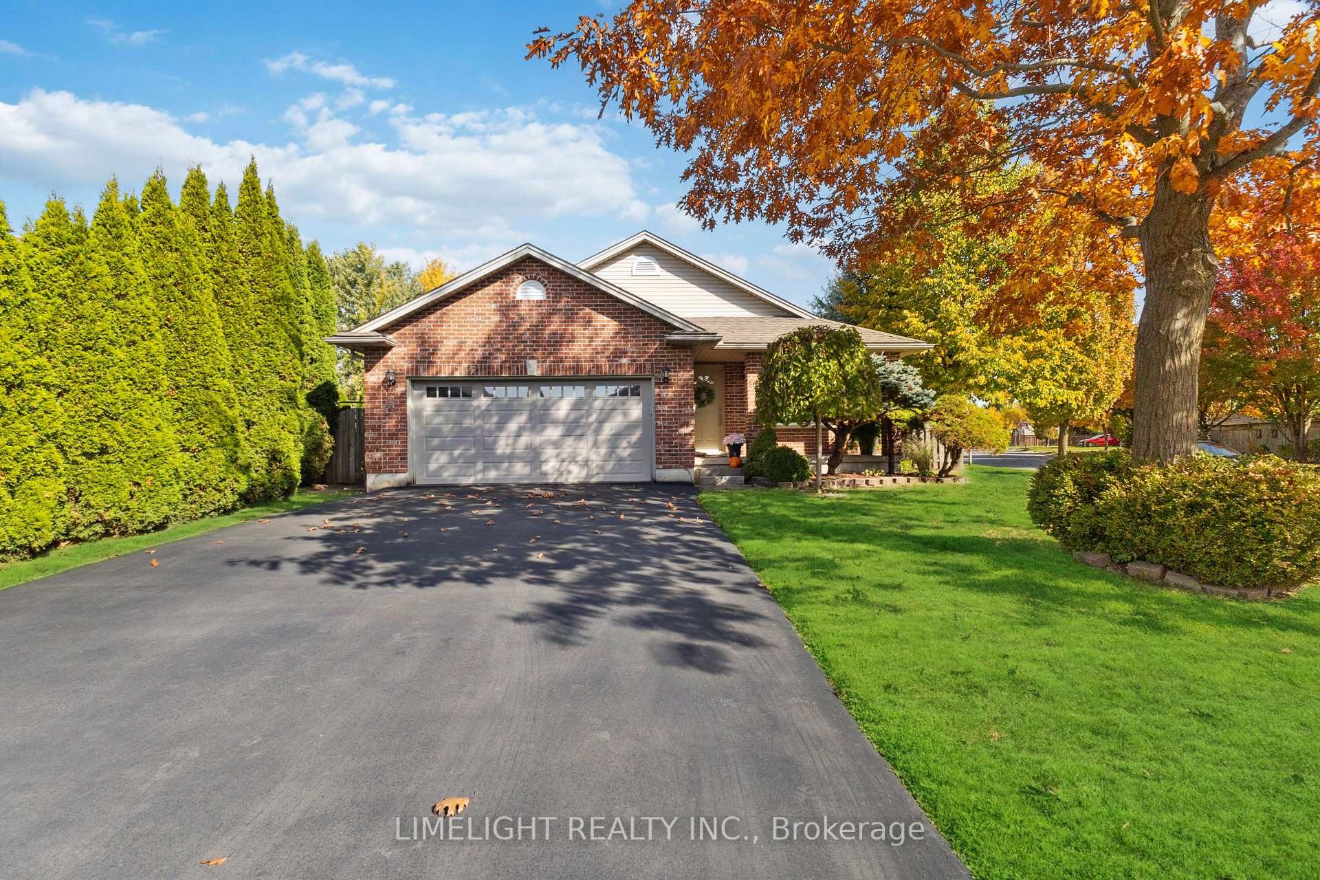 305 White Sands Drive, London, ON N6M 1J2